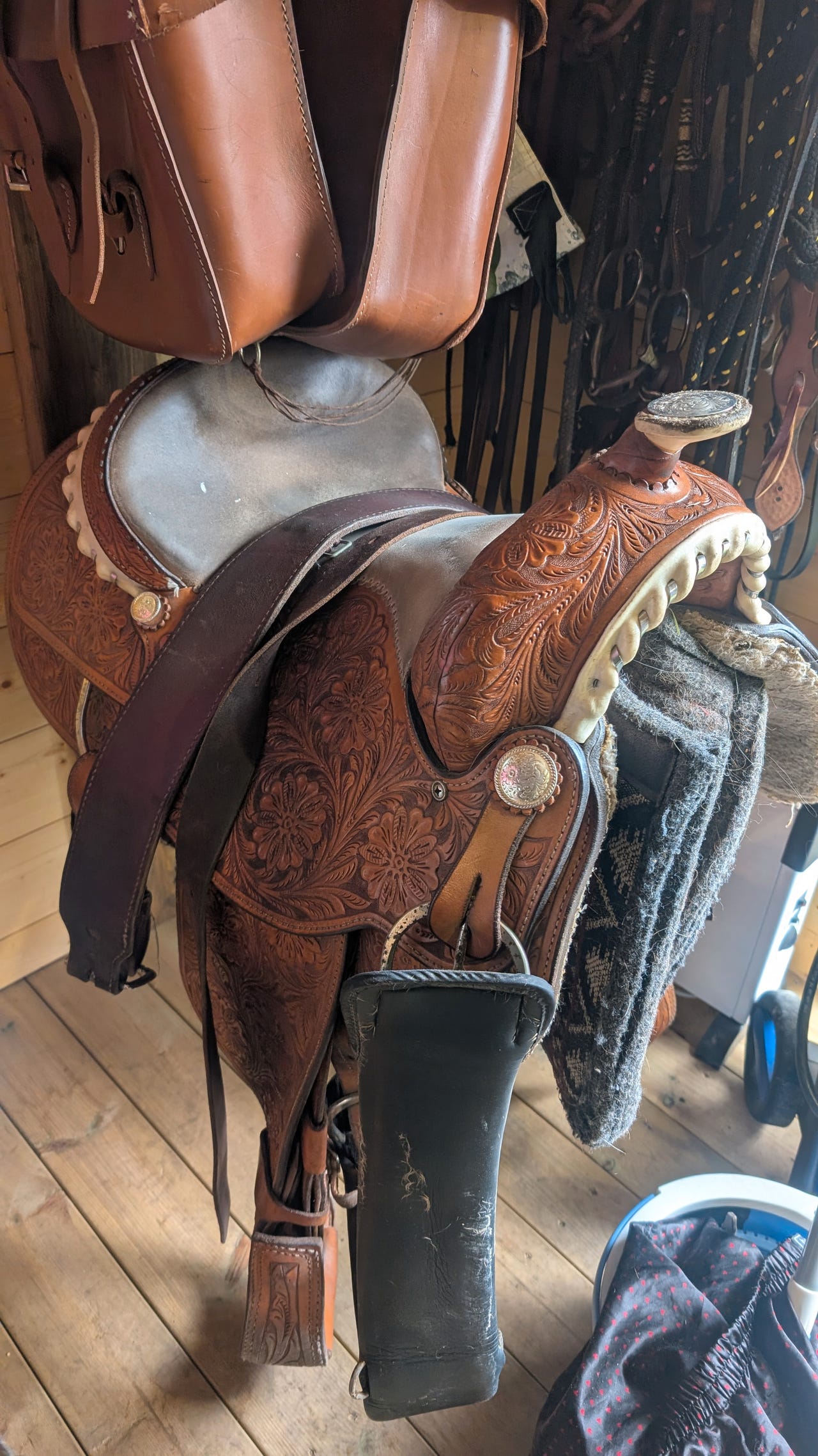 Western sal | FINN-torget