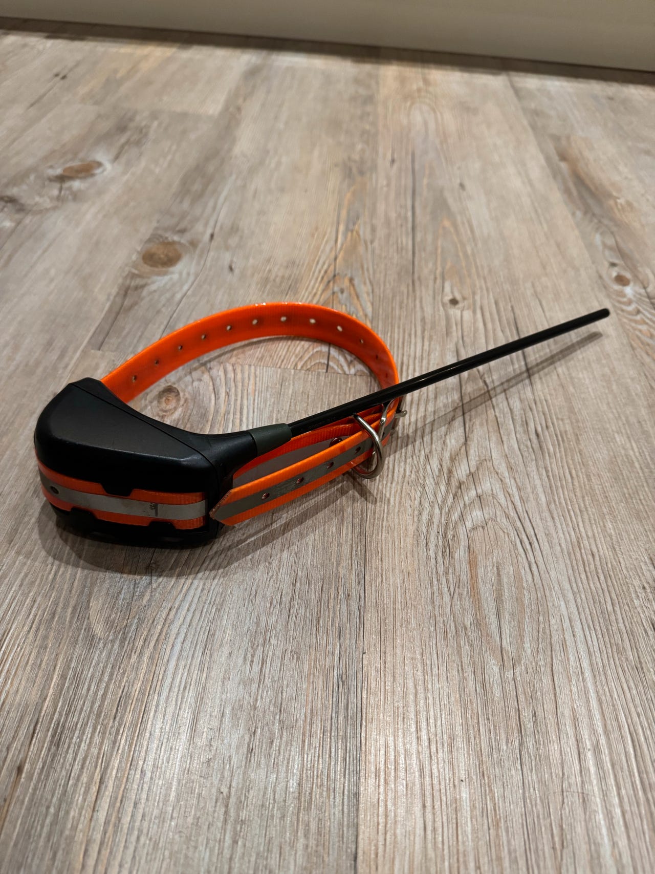 Tracker Artemis Black | FINN-torget