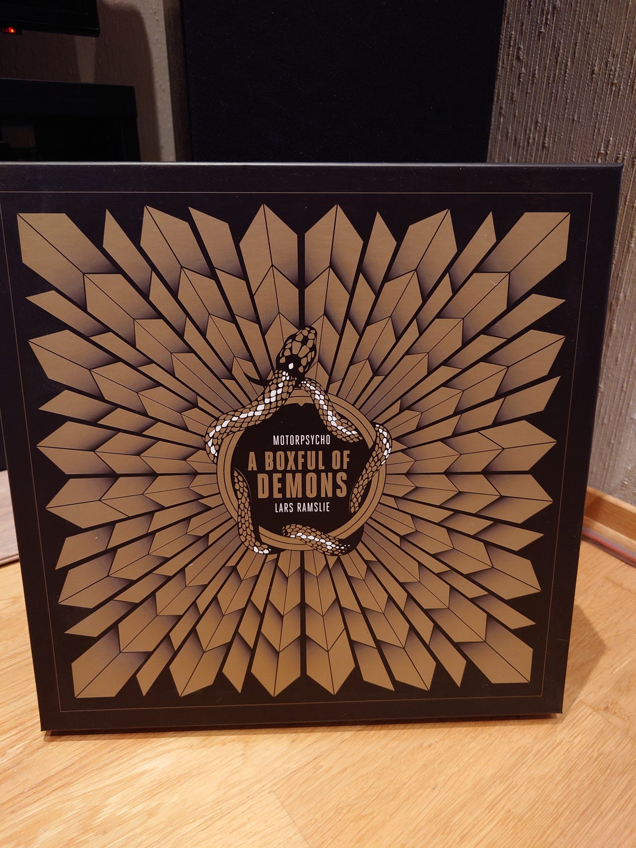 Motorpsycho - A Boxful Of Demons. Limited Edition. | FINN-torget