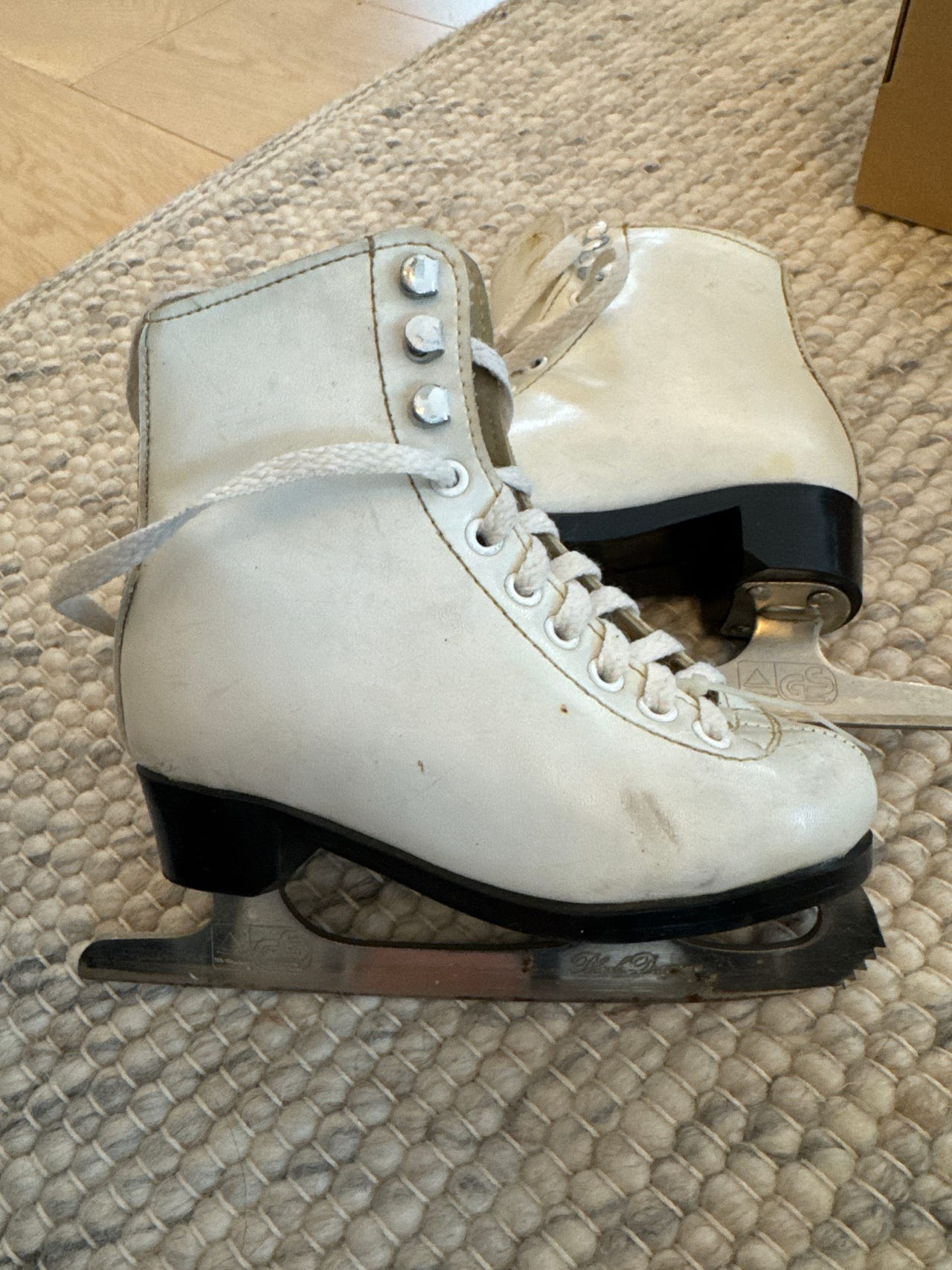 Kunstskøyter str 27 | FINN-torget