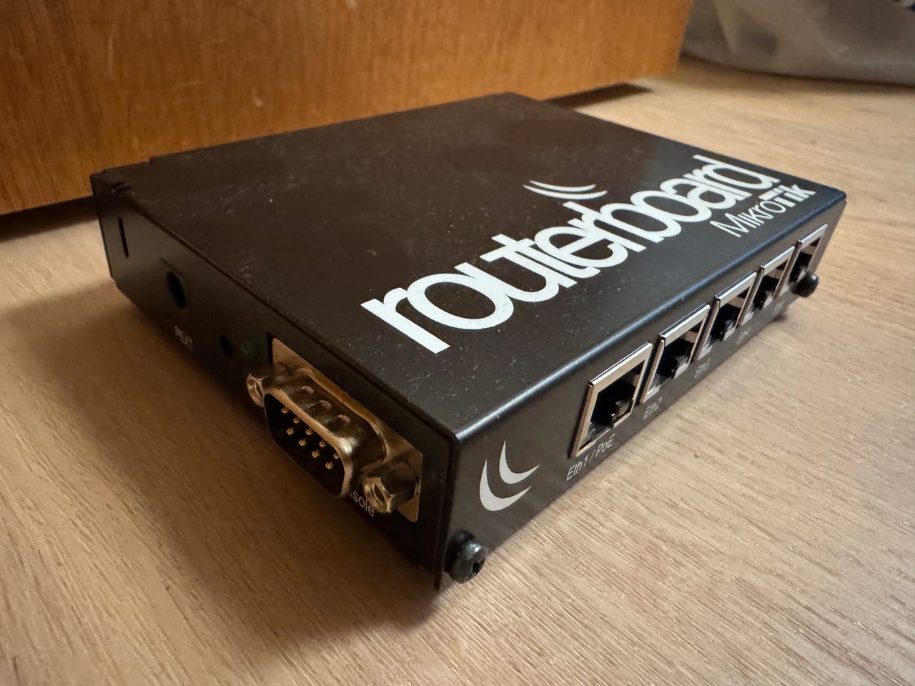 Mikrotik Routerboard 450G | FINN-torget