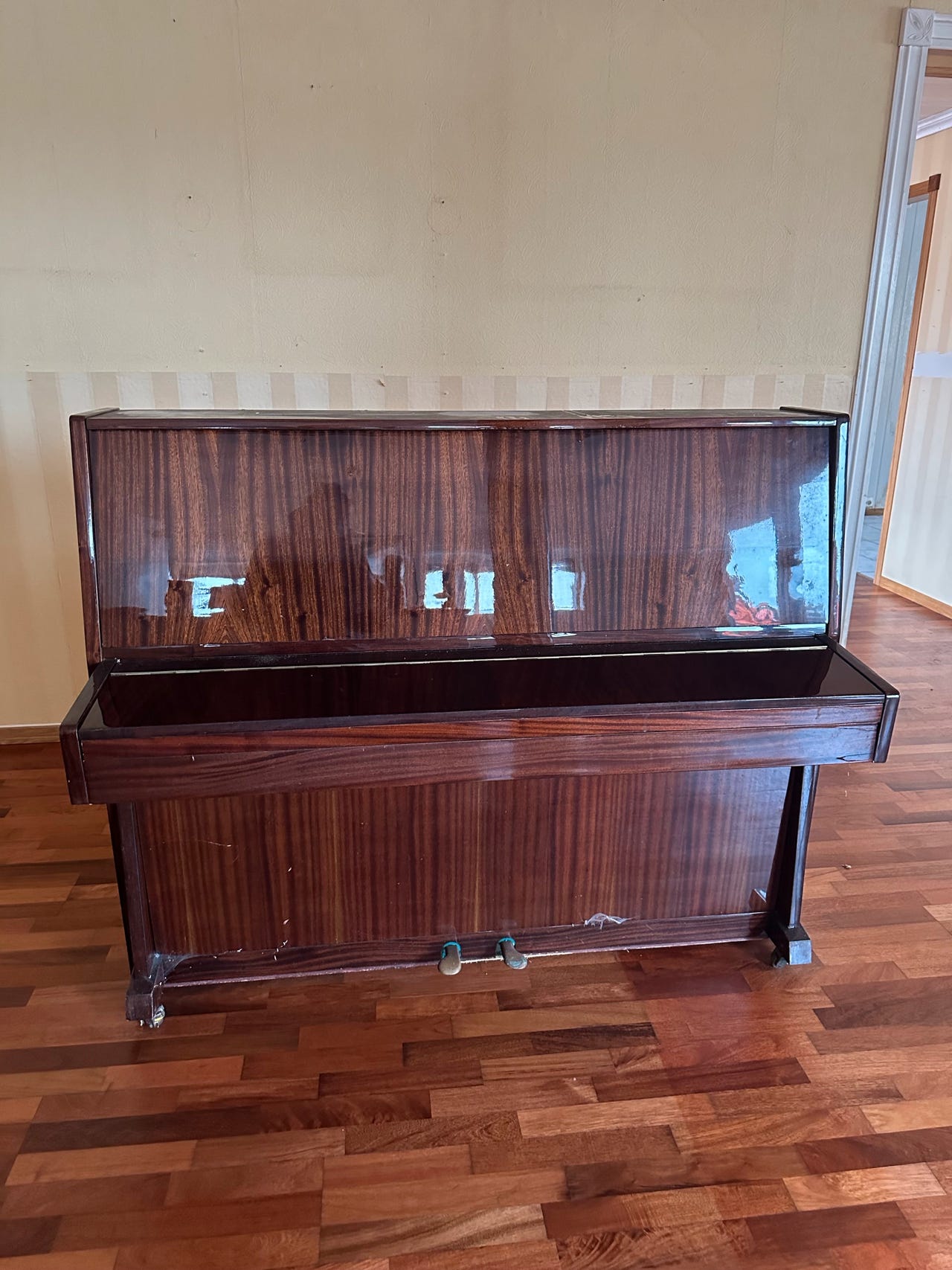 Bechner piano | FINN-torget