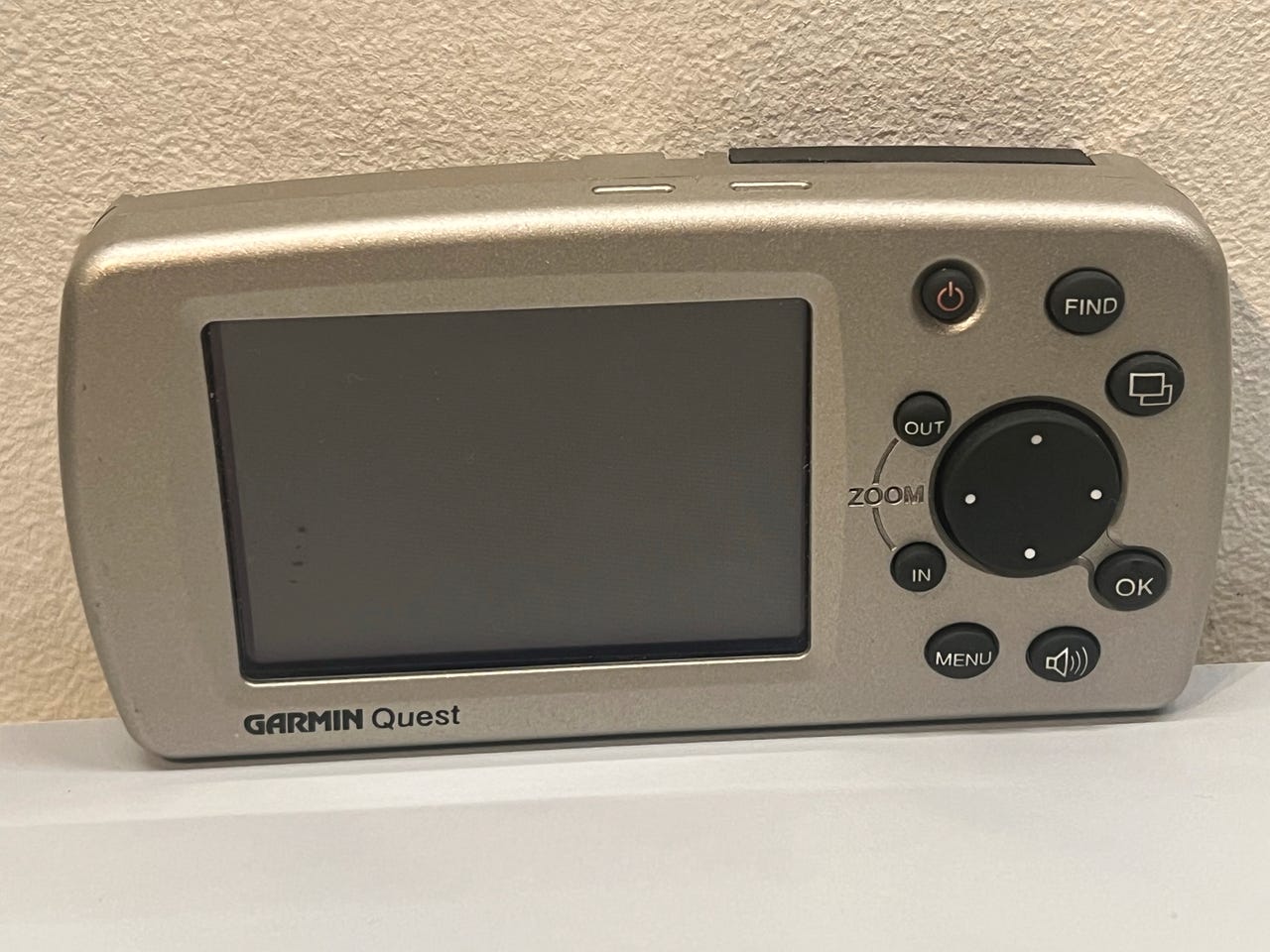 Garmin Quest GPS – med original lader og brakett | FINN-torget