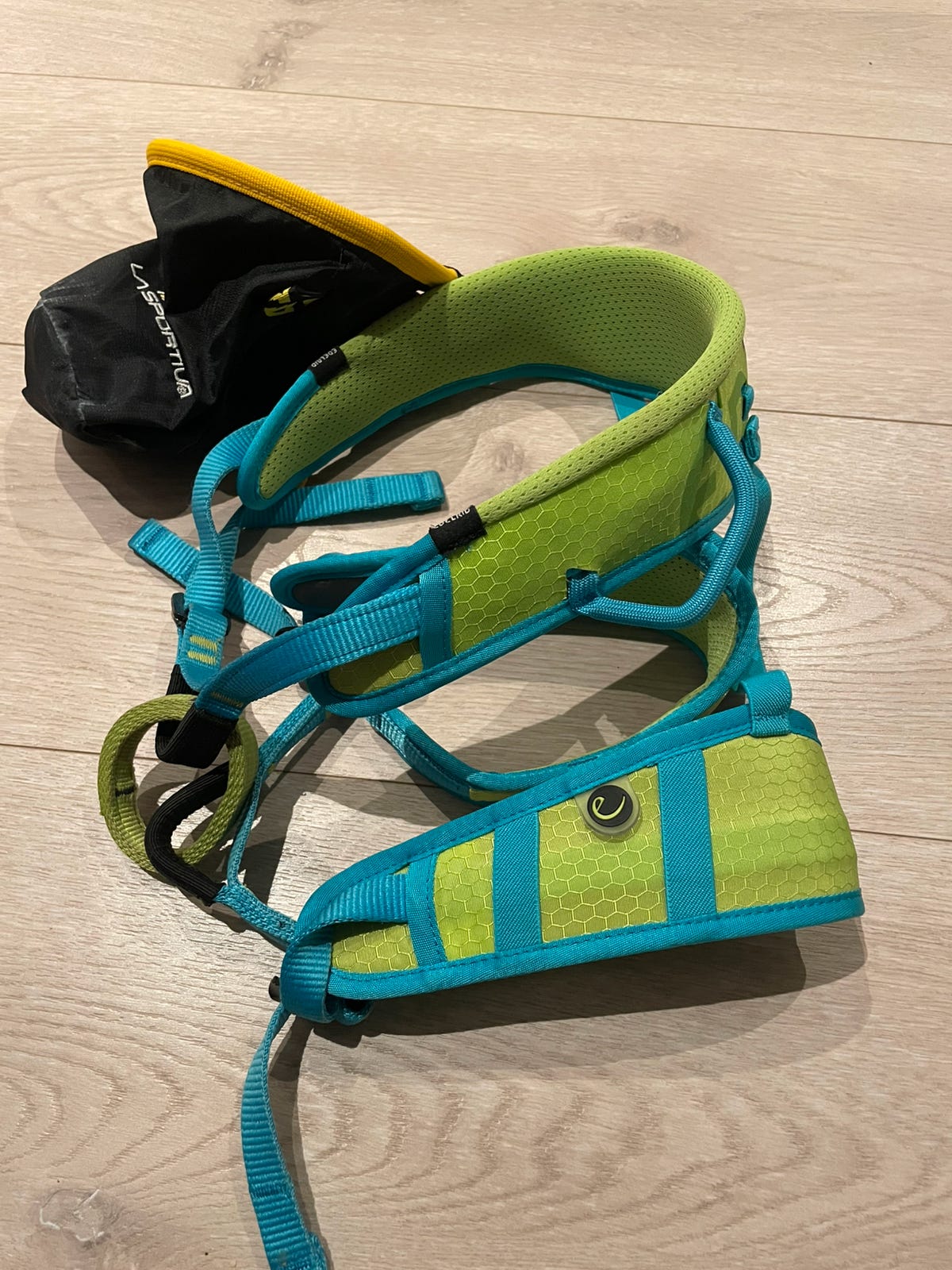 Edelrid klatresele med kalkpose | FINN-torget