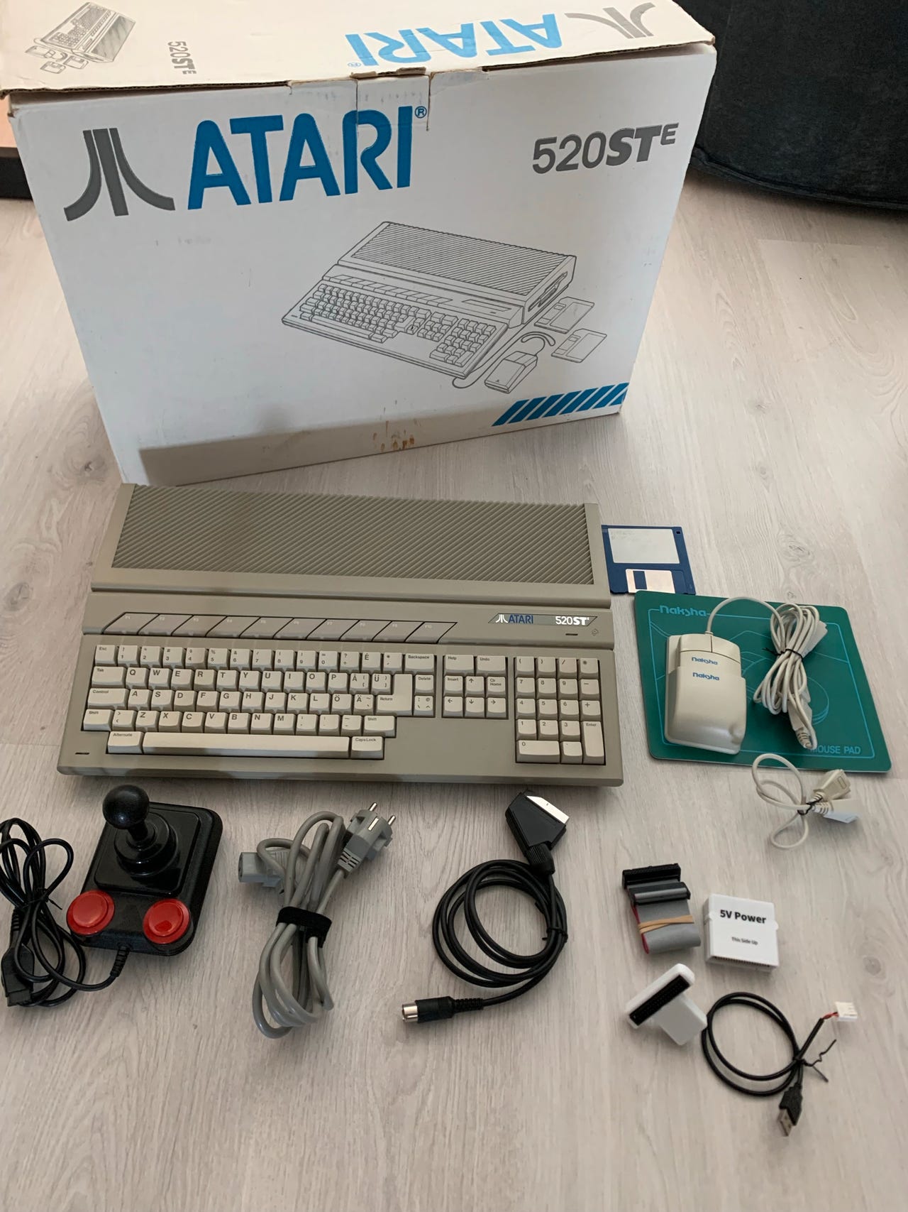 Atari 520 STE m/ 1 MB RAM | FINN-torget