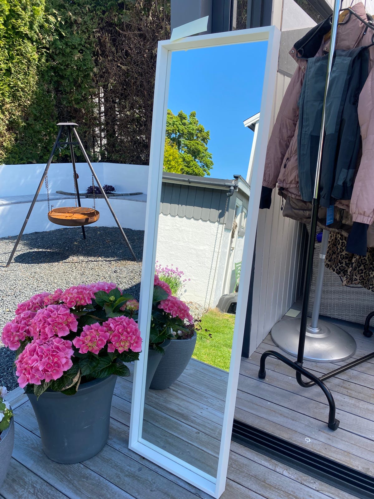 Speil med hvit treramme | FINN-torget