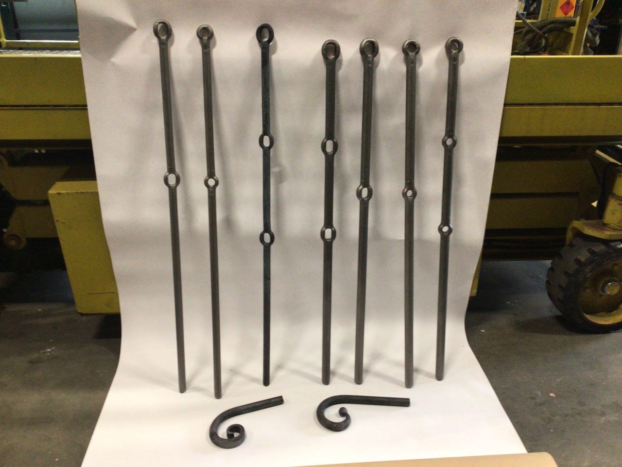 Gjerde stolper type smijern påler til rekkverk | FINN-torget