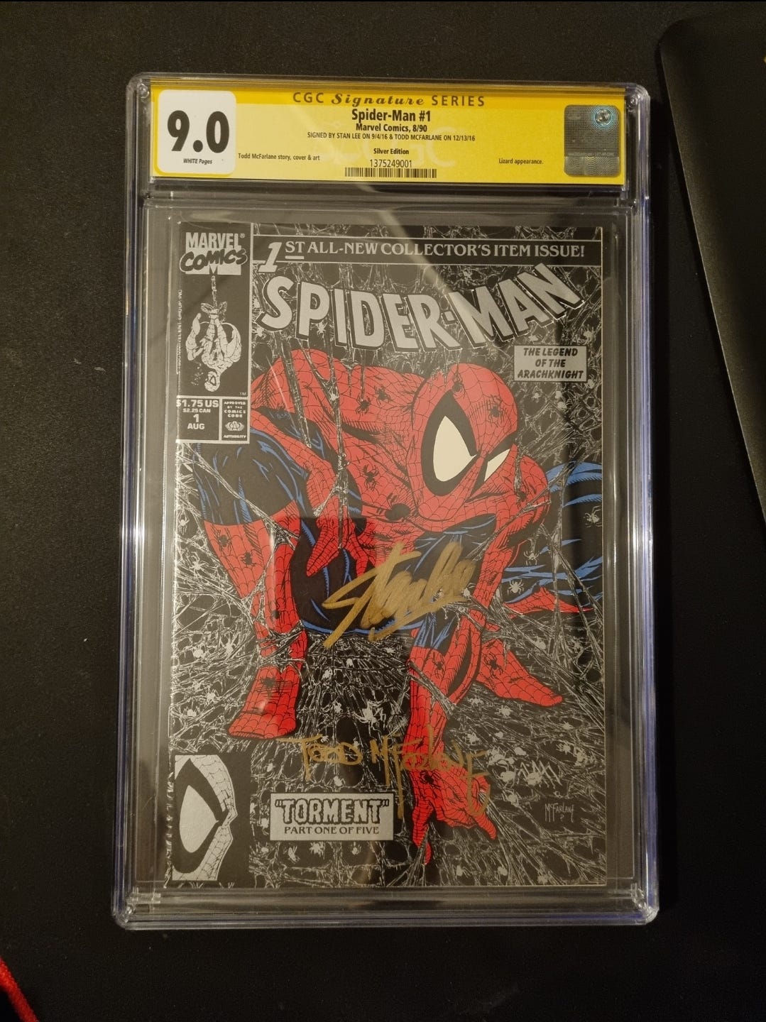 Spider-Man #1 Silver Edition CGC 9.0 - Signert av Stan Lee og Todd ...