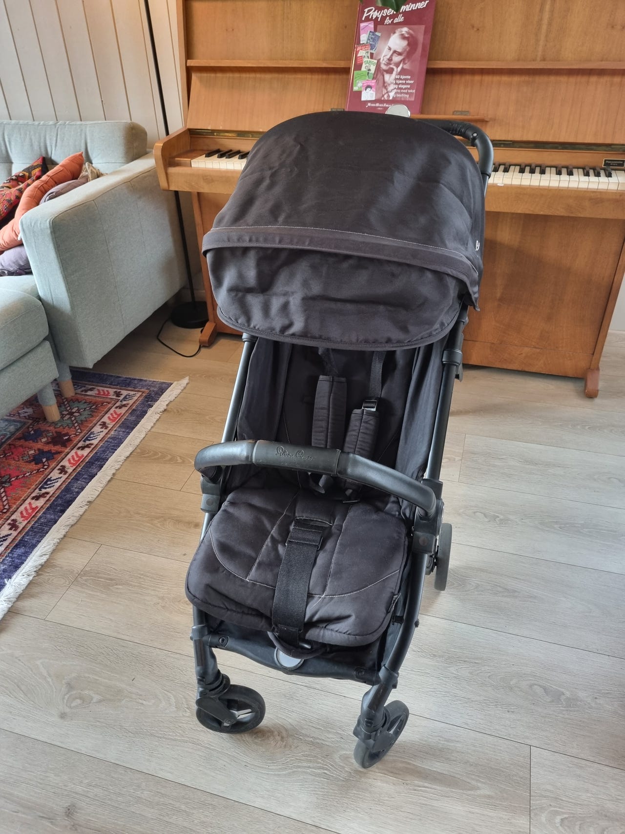 Genial reisevogn som kan tas med som håndbagasje | FINN-torget
