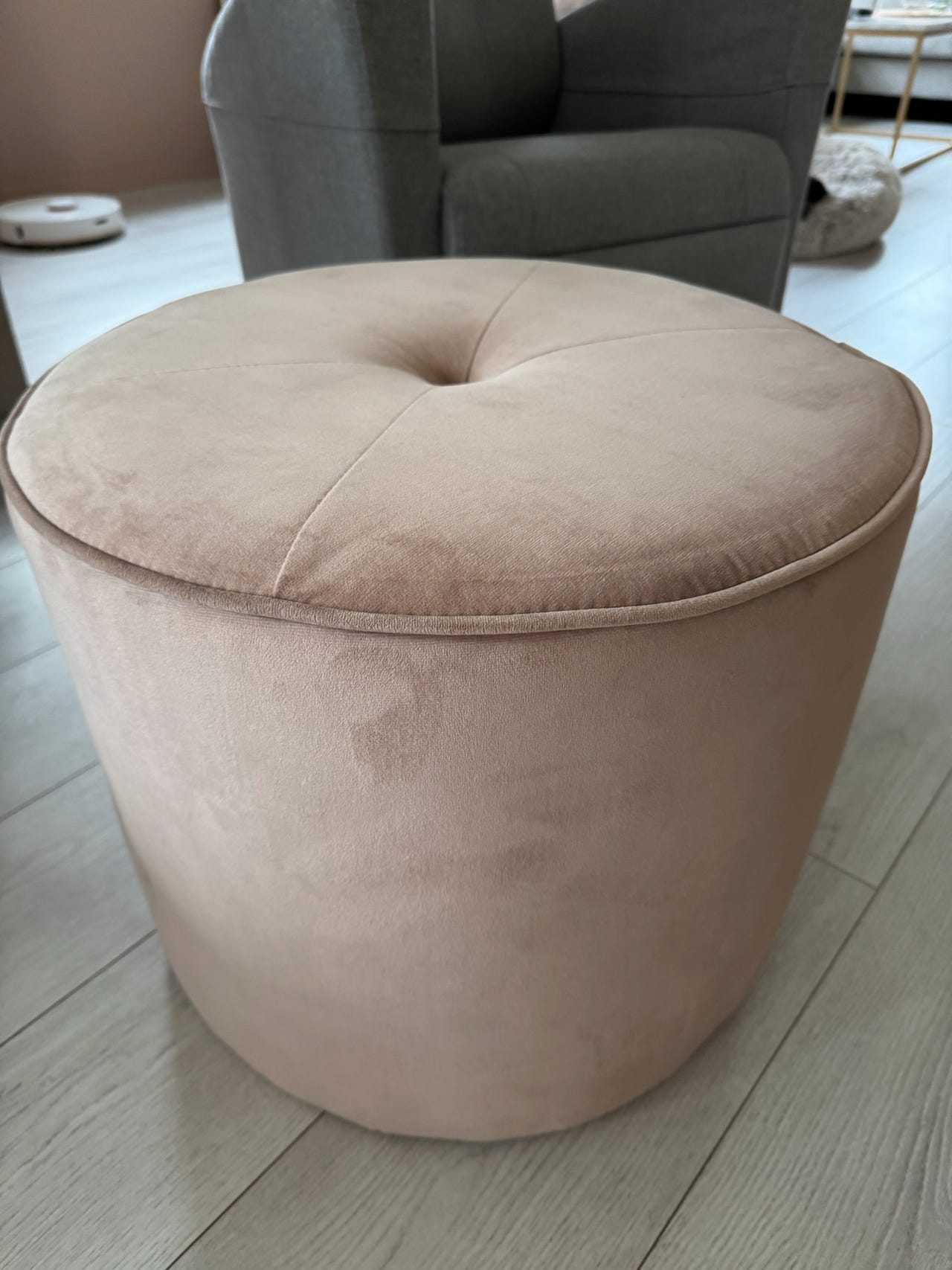 Fin puff med et stort brett. | FINN-torget