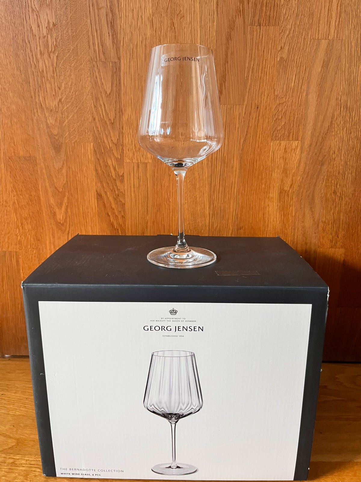 Georg Jensen Bernadotte Hvitvin glass 6 pk 43 cl og vannglass 6 pk 25 ...