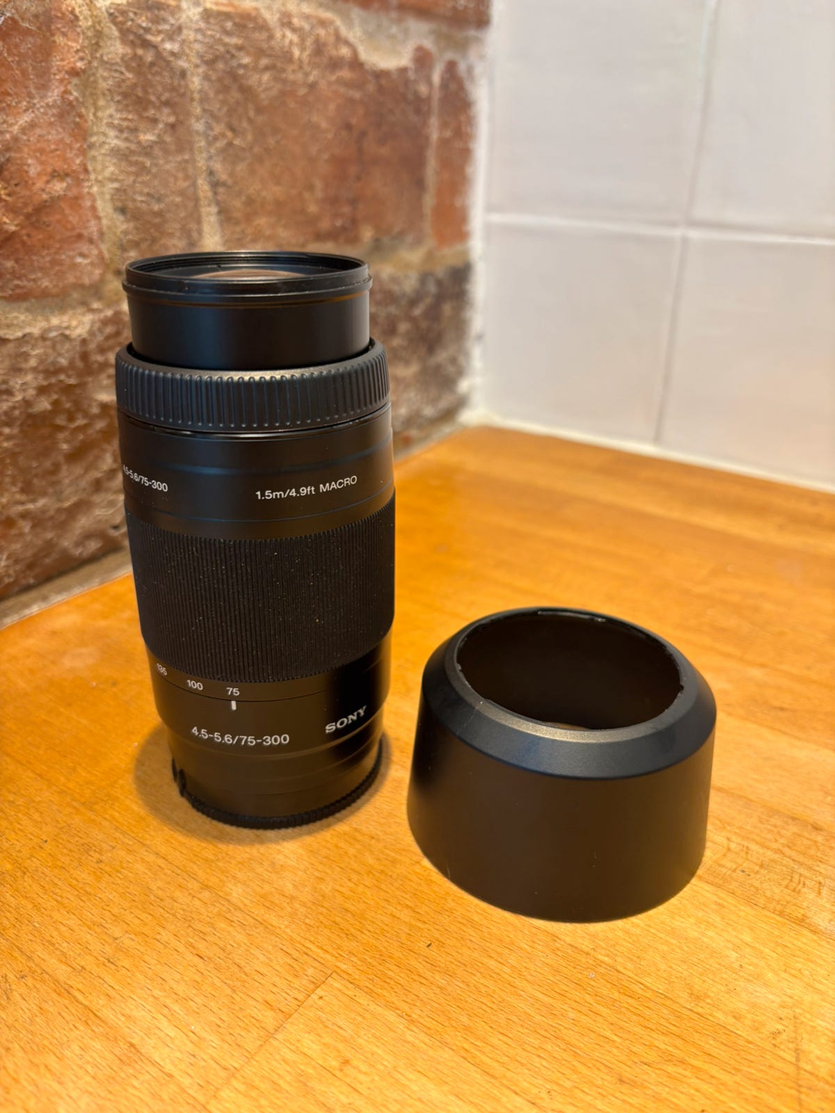 Objektiv Sony 4.5-5.5/75-300 1.5m/4.9ft MACRO | FINN-torget