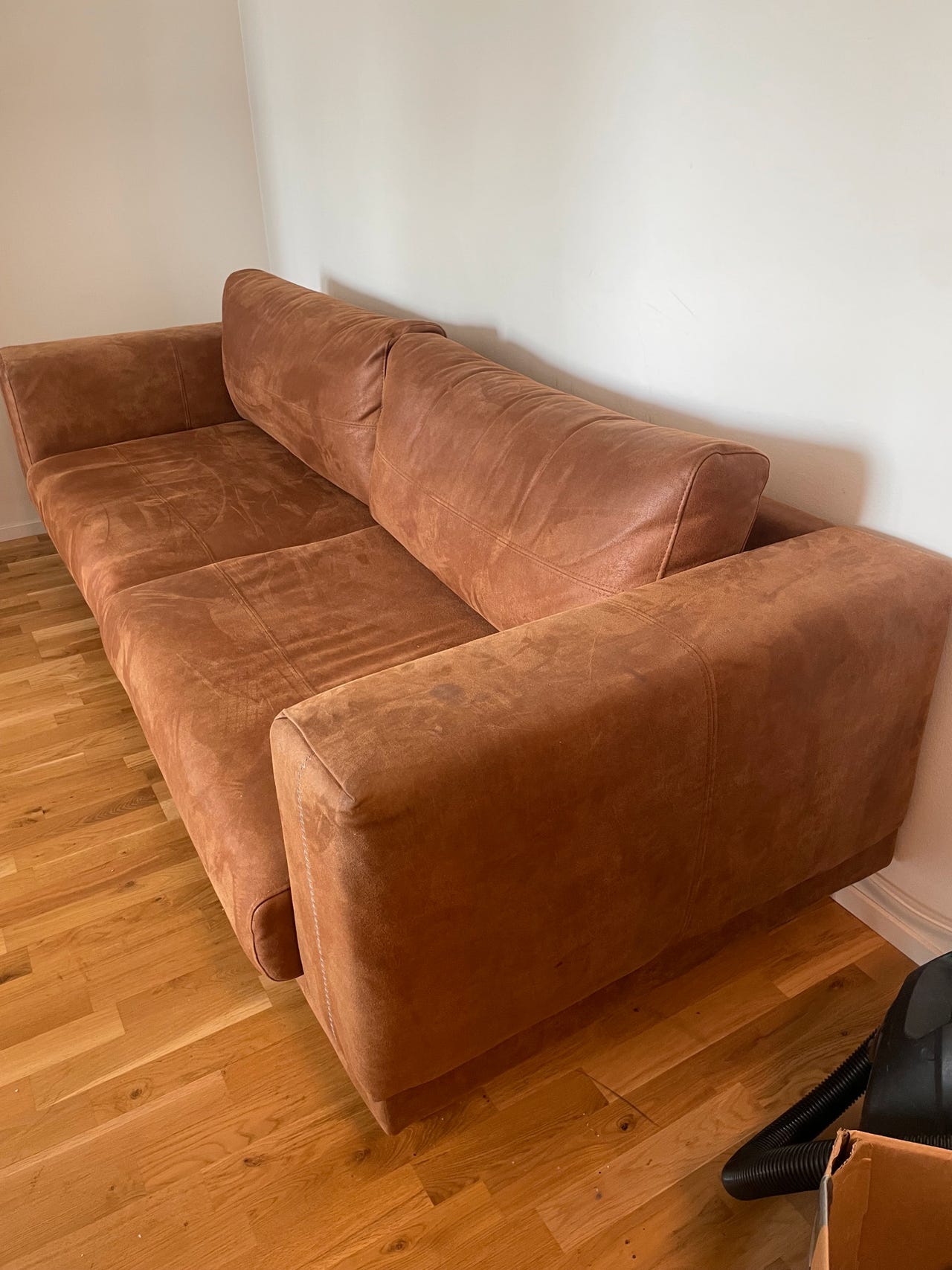 Brun skinnsofa | FINN-torget