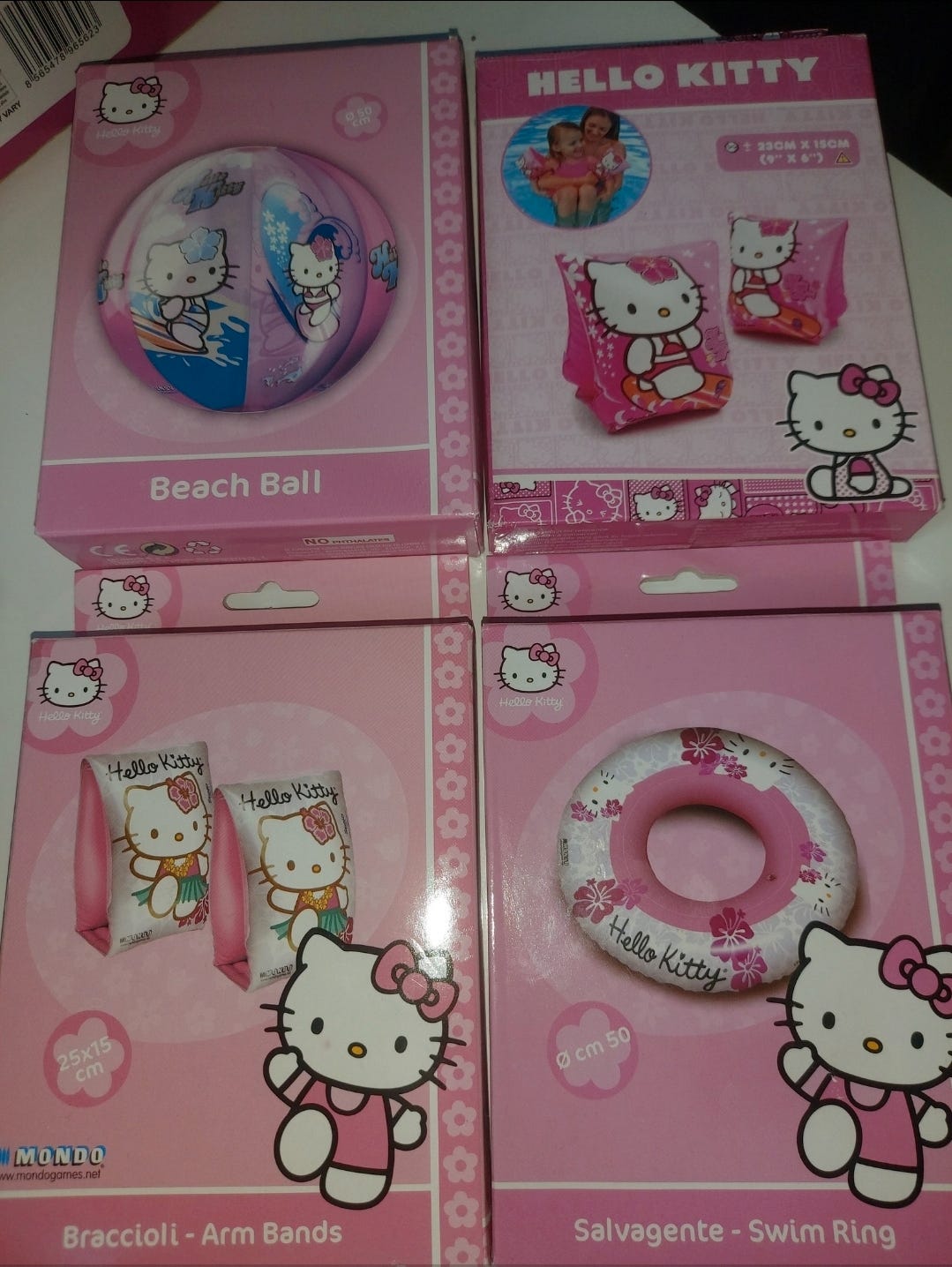 Helt nye Hello kitty bade utstyr | FINN-torget
