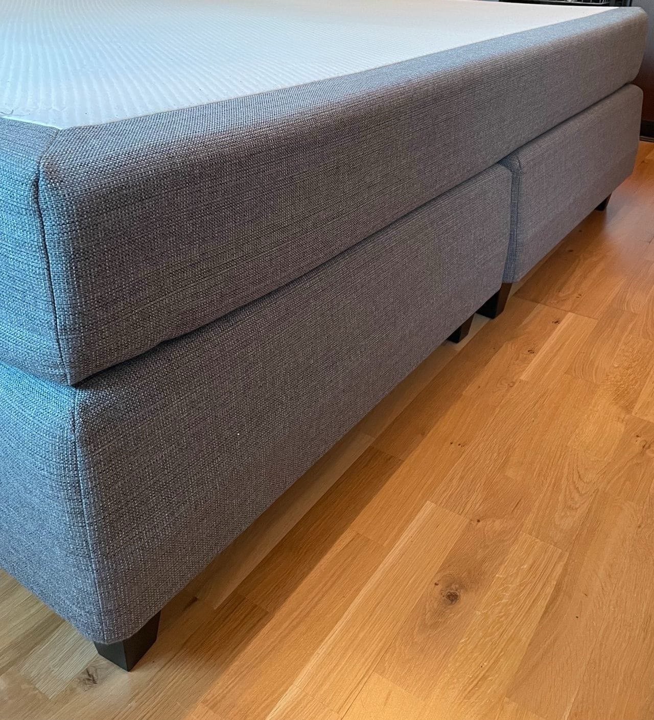 Jensen First seng 180x200 – topp stand! Gratis Levering 🚚 | FINN-torget