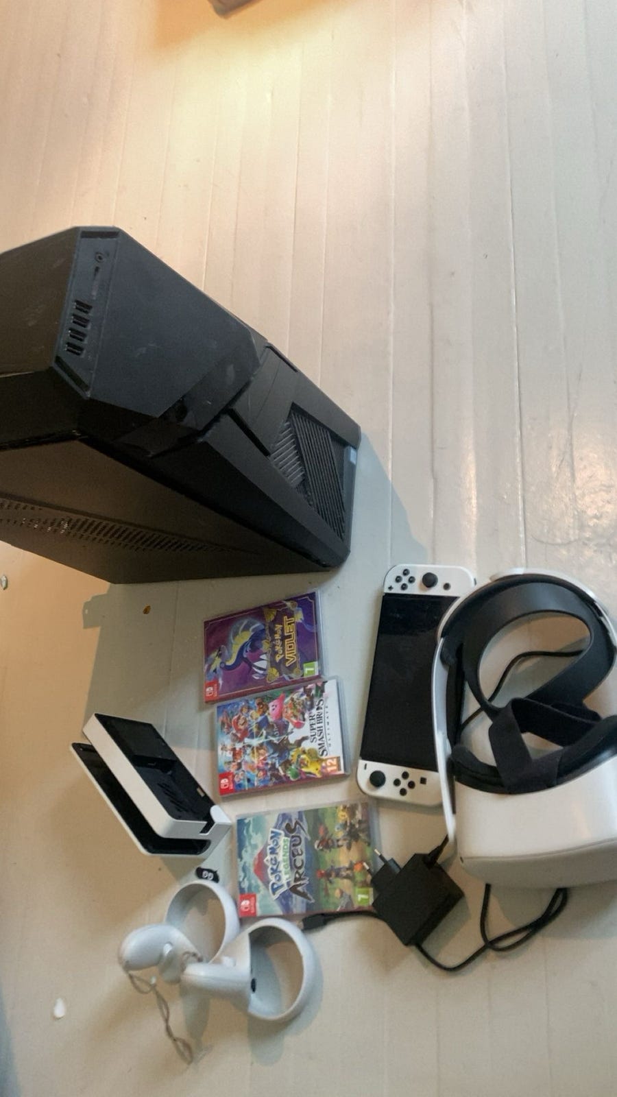 Gaming pc Nintendo switch (3 spill) og oculus quest selges alt sammen ...