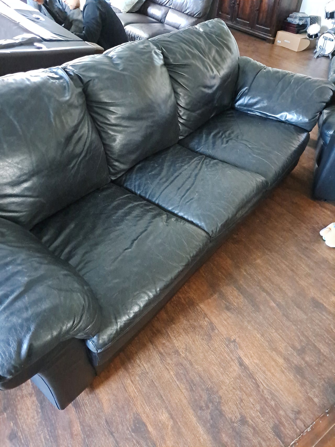 Sort skinnsofa | FINN-torget