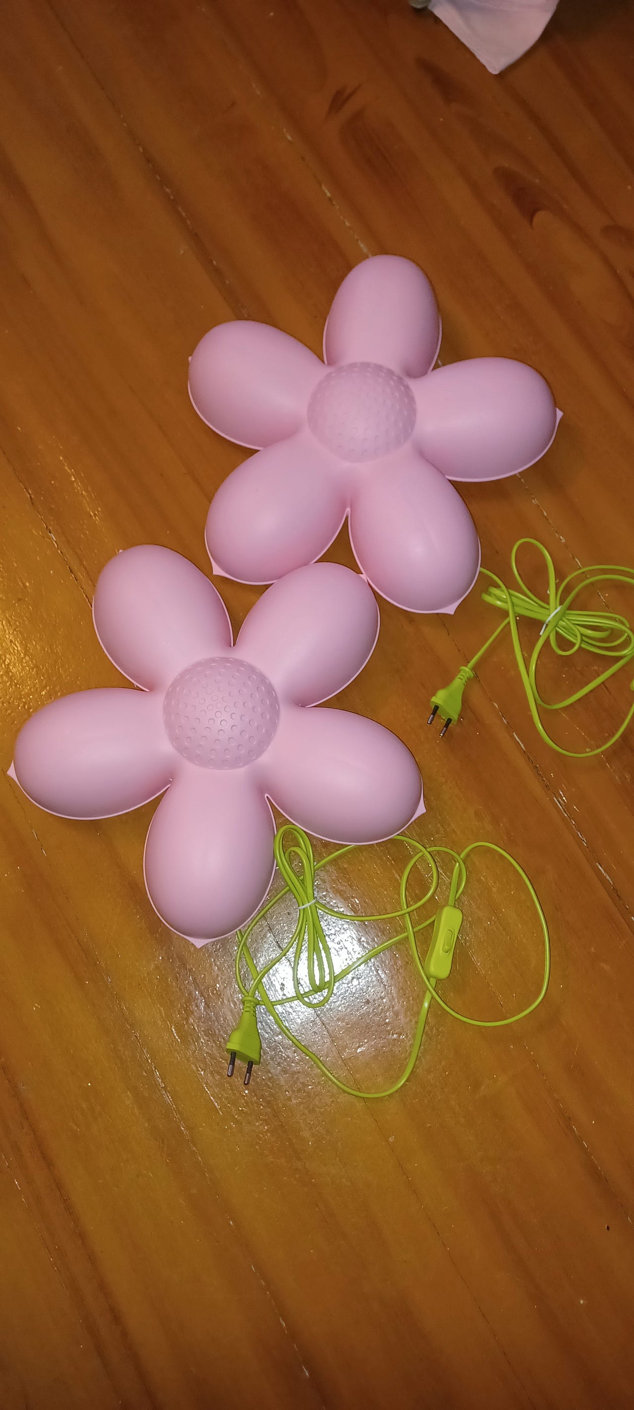 Blomsterlamper fra IKEA | FINN-torget