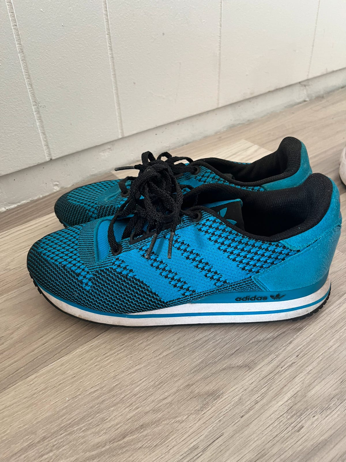 Adidas sko | FINN-torget