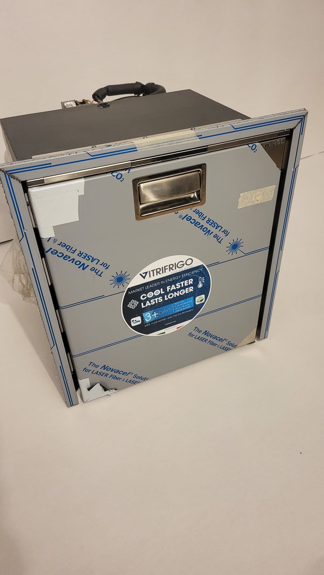 Vitrifrigo C62iX OCX2 62-liter kjøleskap, rustfri front, 12/24V ...