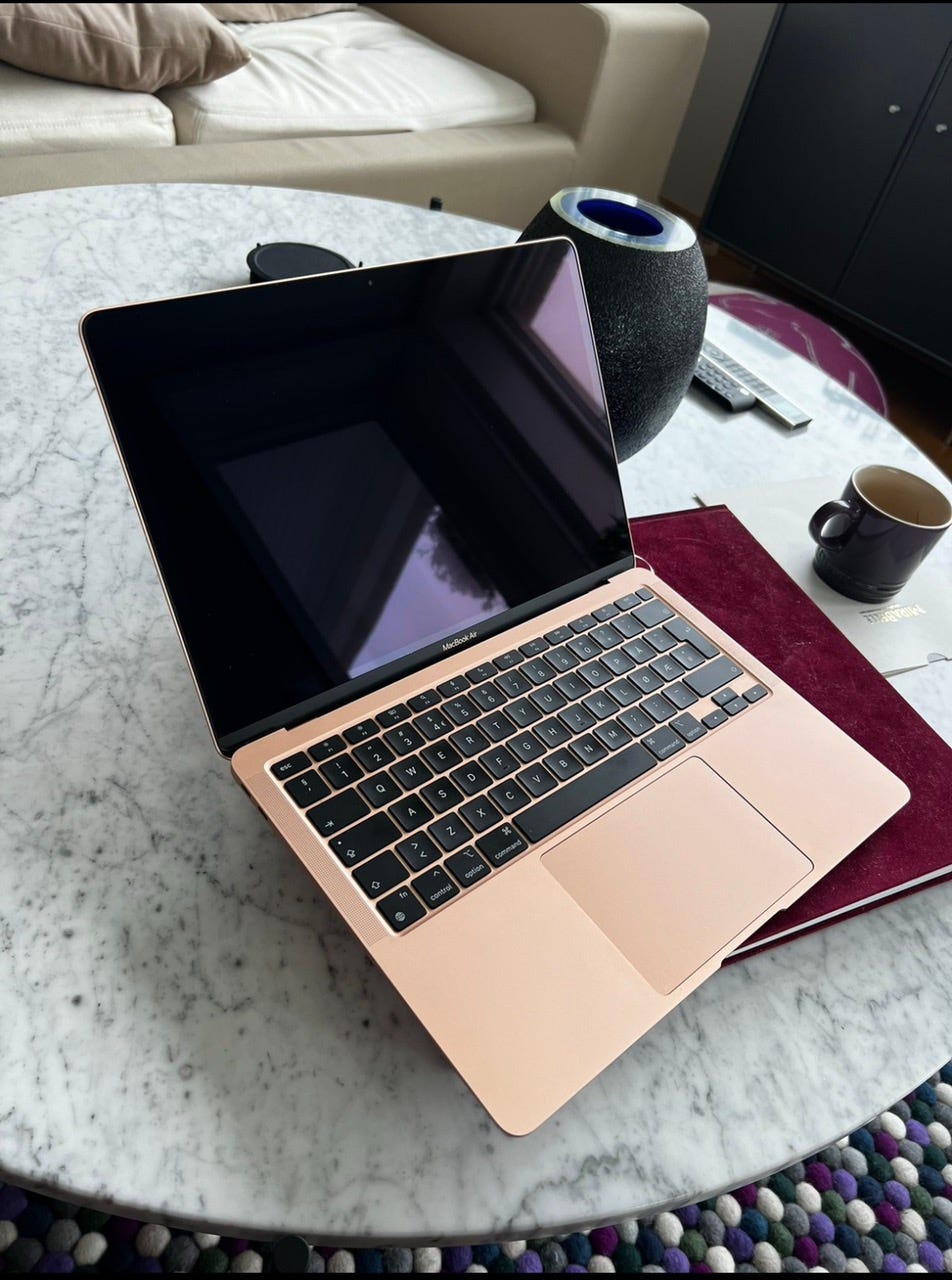 Strøken Apple MacBook Air M1/ Rose Gold | FINN-torget