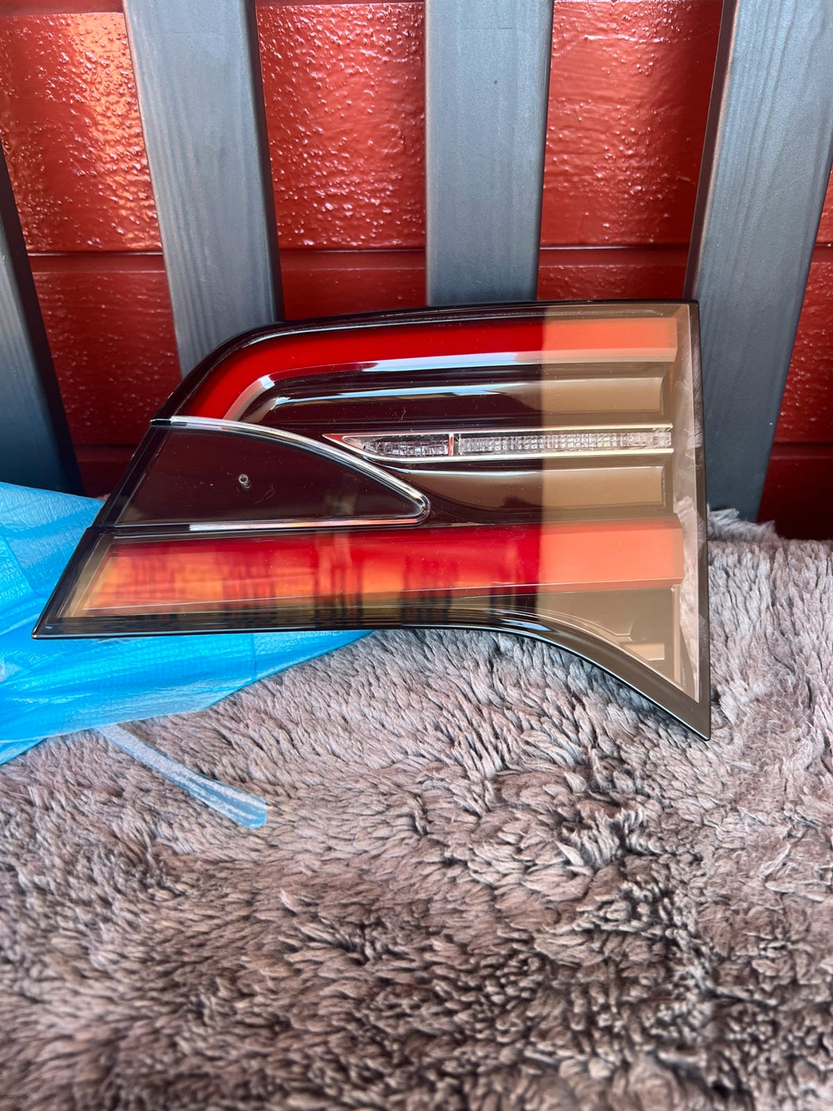 Ny baklykt til Tesla Model X | FINN-torget