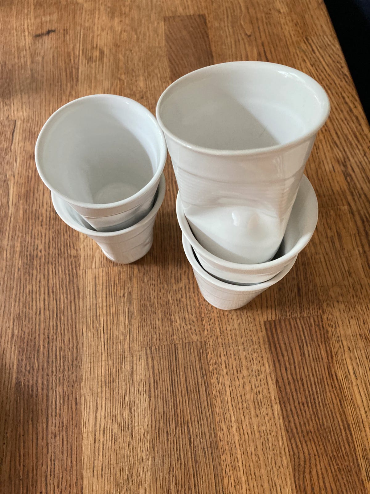 Hvite kaffekopper selges | FINN-torget