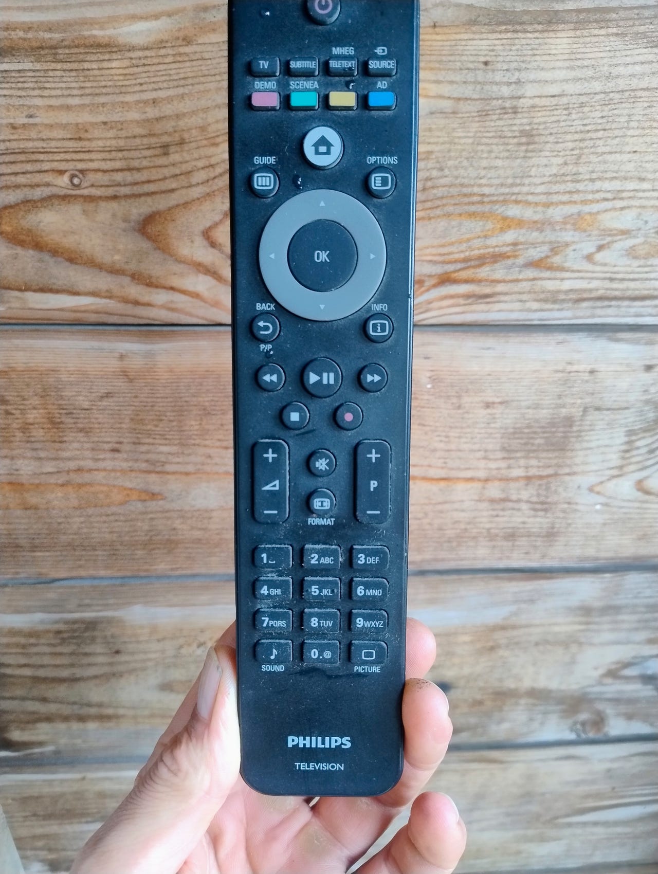 Philips fjernkontroll , som ny | FINN-torget