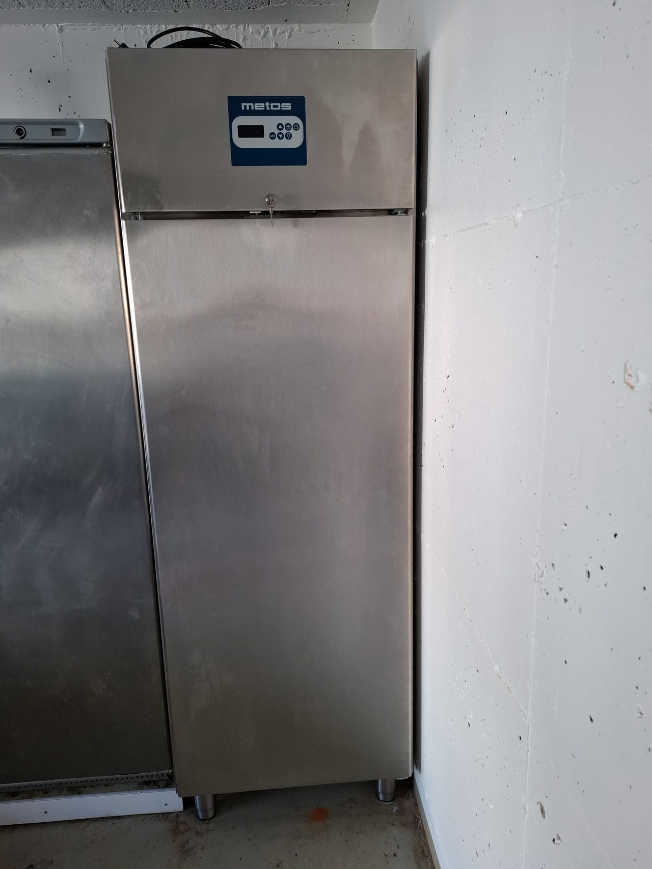 Metos Fryseskap 600 liter Rustfritt Stål | FINN-torget