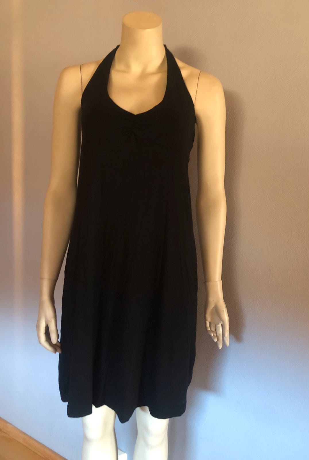 Sommerkjole/halterneck kjole str. M, fra H&M | FINN-torget