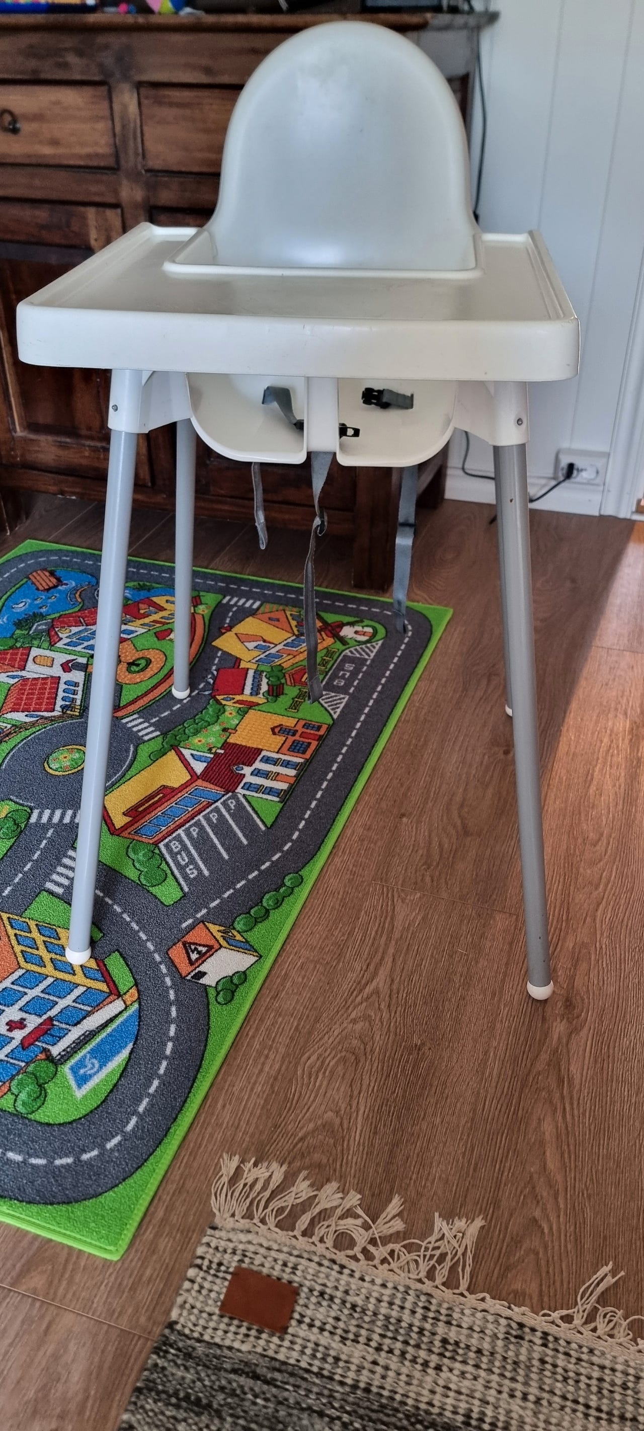 Høy babystol med brett | FINN-torget