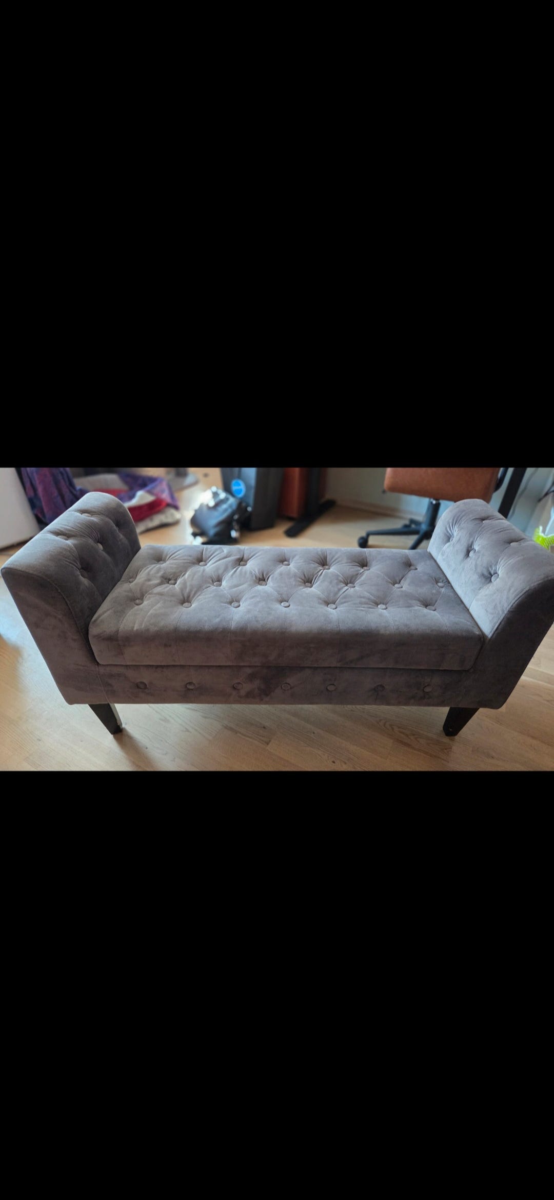 Sengebenk med oppbevaring | FINN-torget