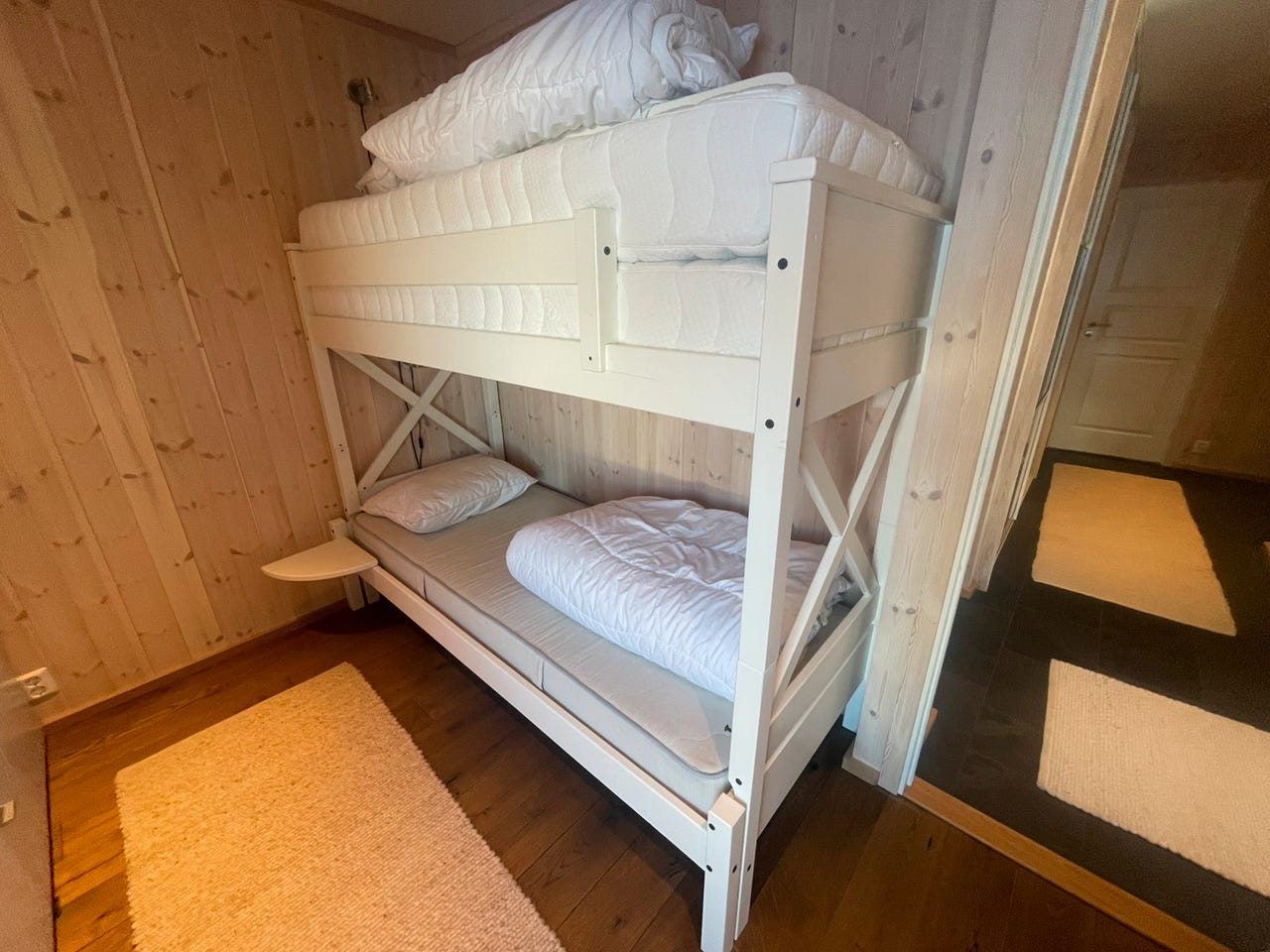 Vinstra skyv køyeseng 75/81-150 cm gis bort mot henting | FINN-torget