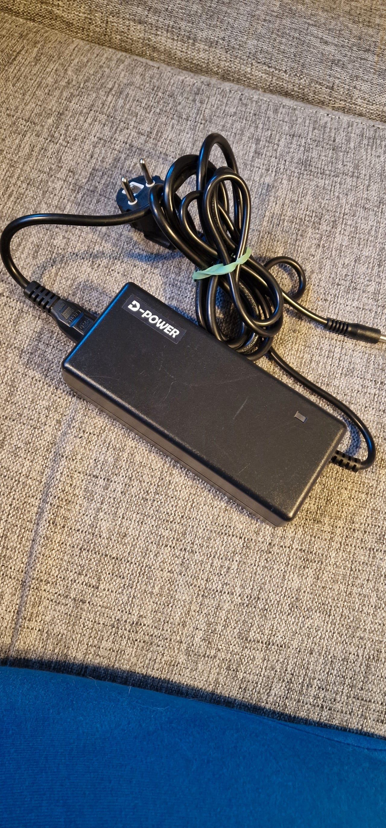 Original lader til Momas el-sykkel | FINN-torget