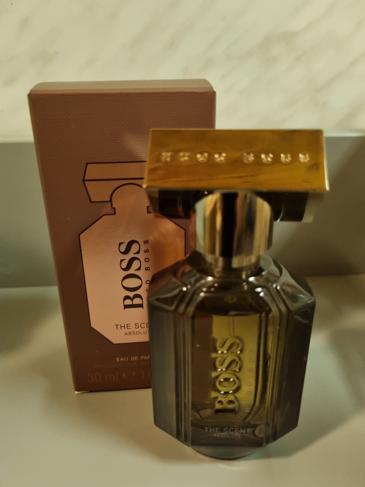 Selger min hugo boss the sent absolute 30 ml | FINN-torget