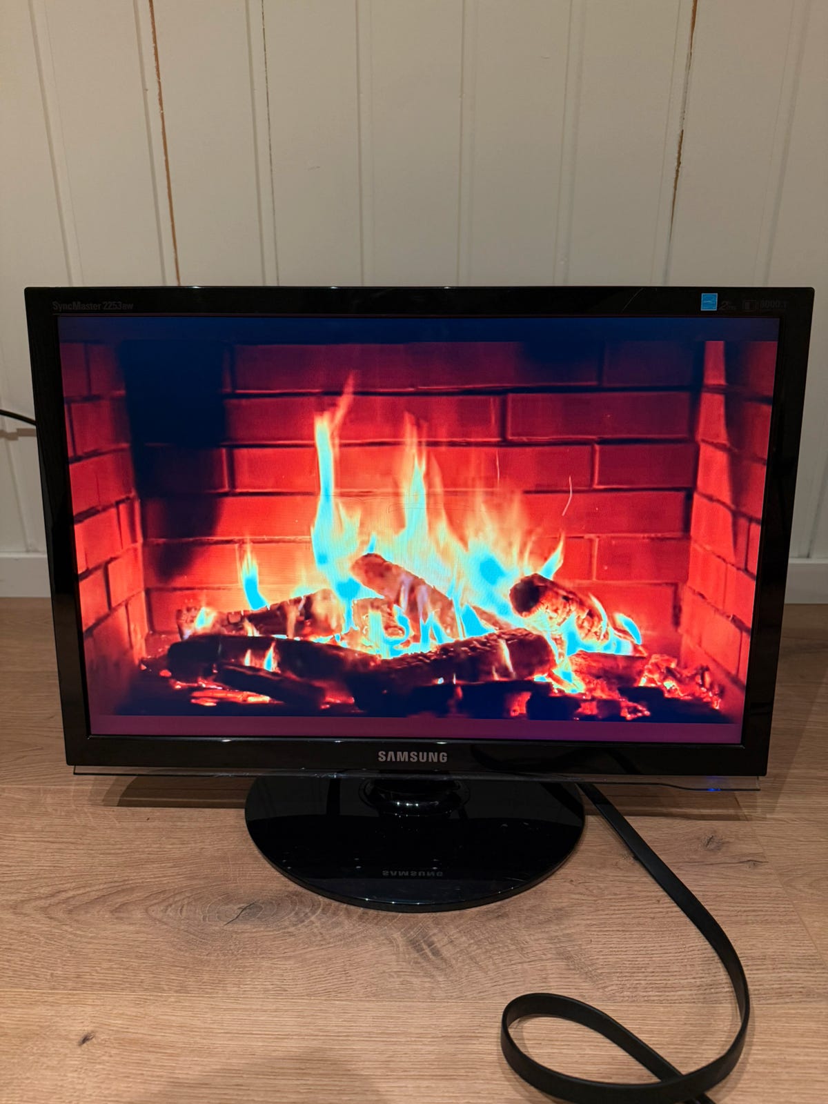 SAMSUNG SyncMaster 2253BW | FINN-torget