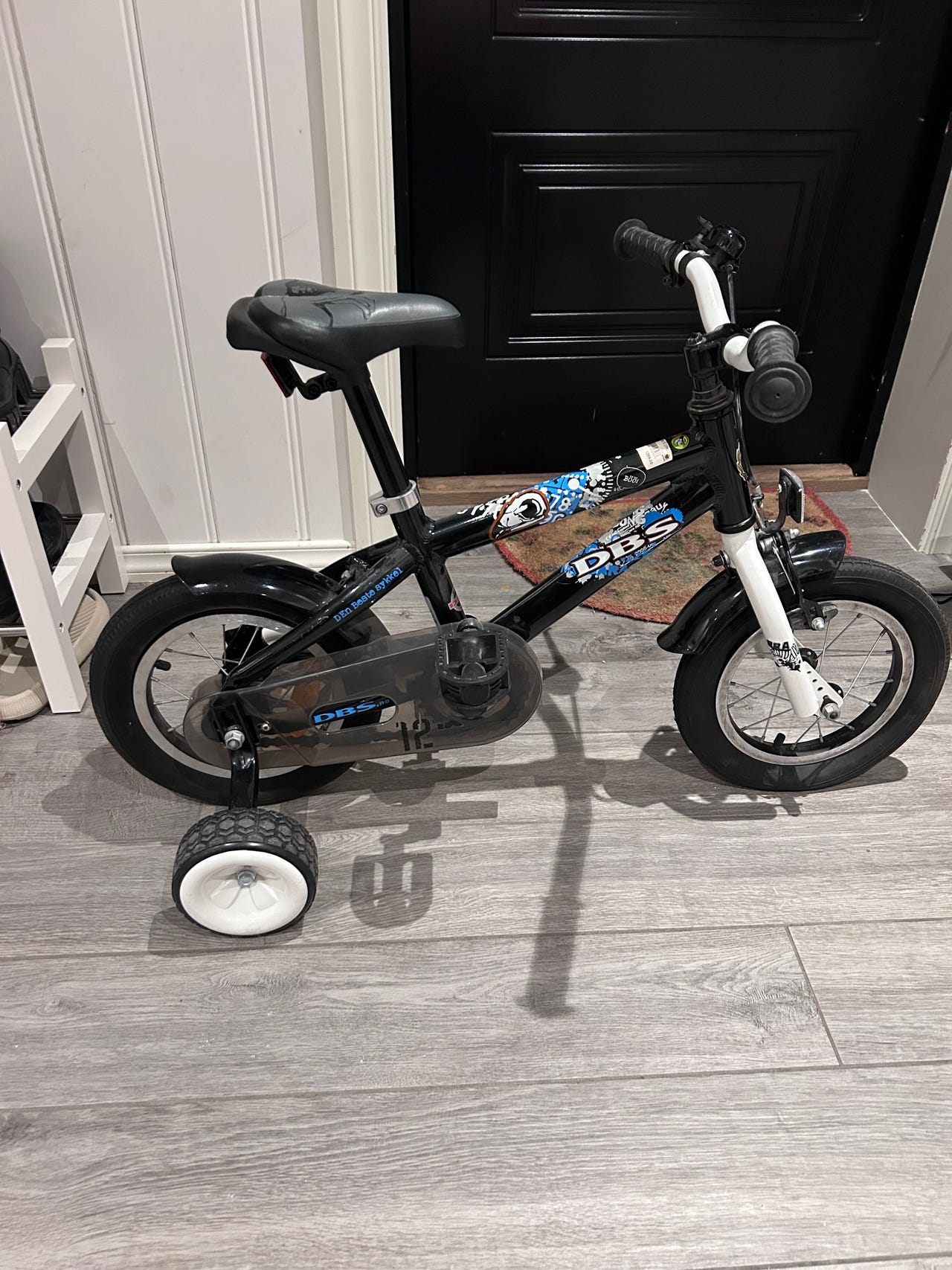 DBS sykkel med støttehjul | FINN-torget
