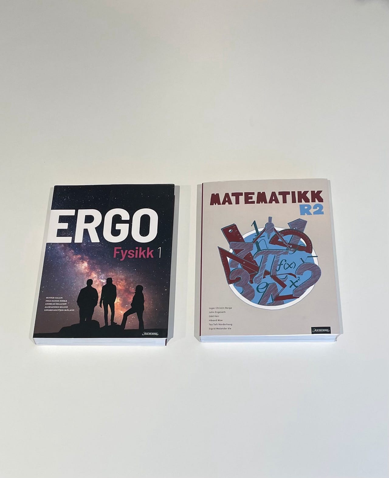 Fysikk 1 og Matte R2 | FINN-torget