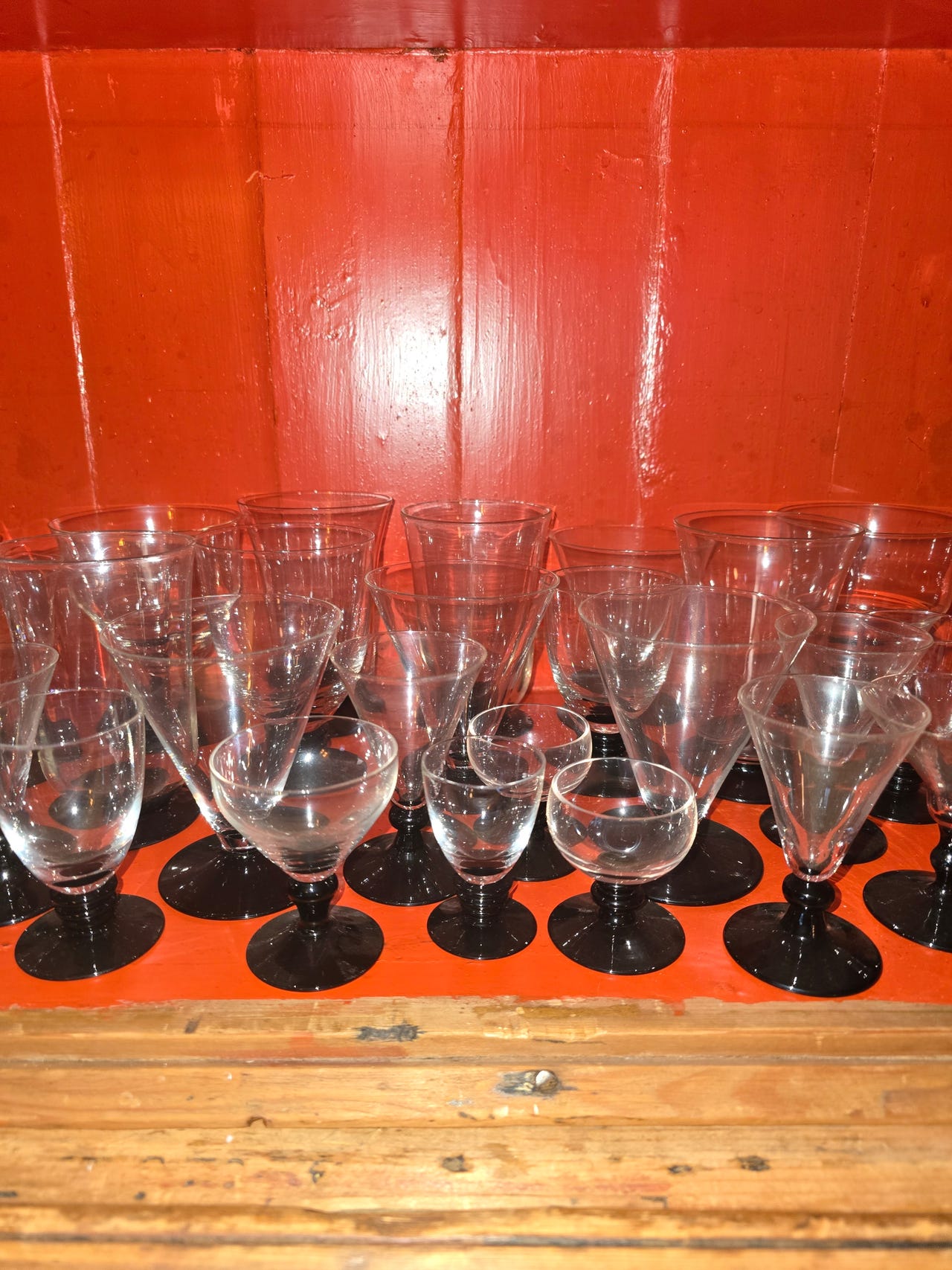 Div glass fra Hadeland. Varg. | FINN-torget