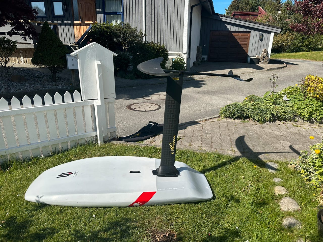 92L HB wing foil board, Shinn 1650cm LA hydrofoil, 90cm carbon mast ...