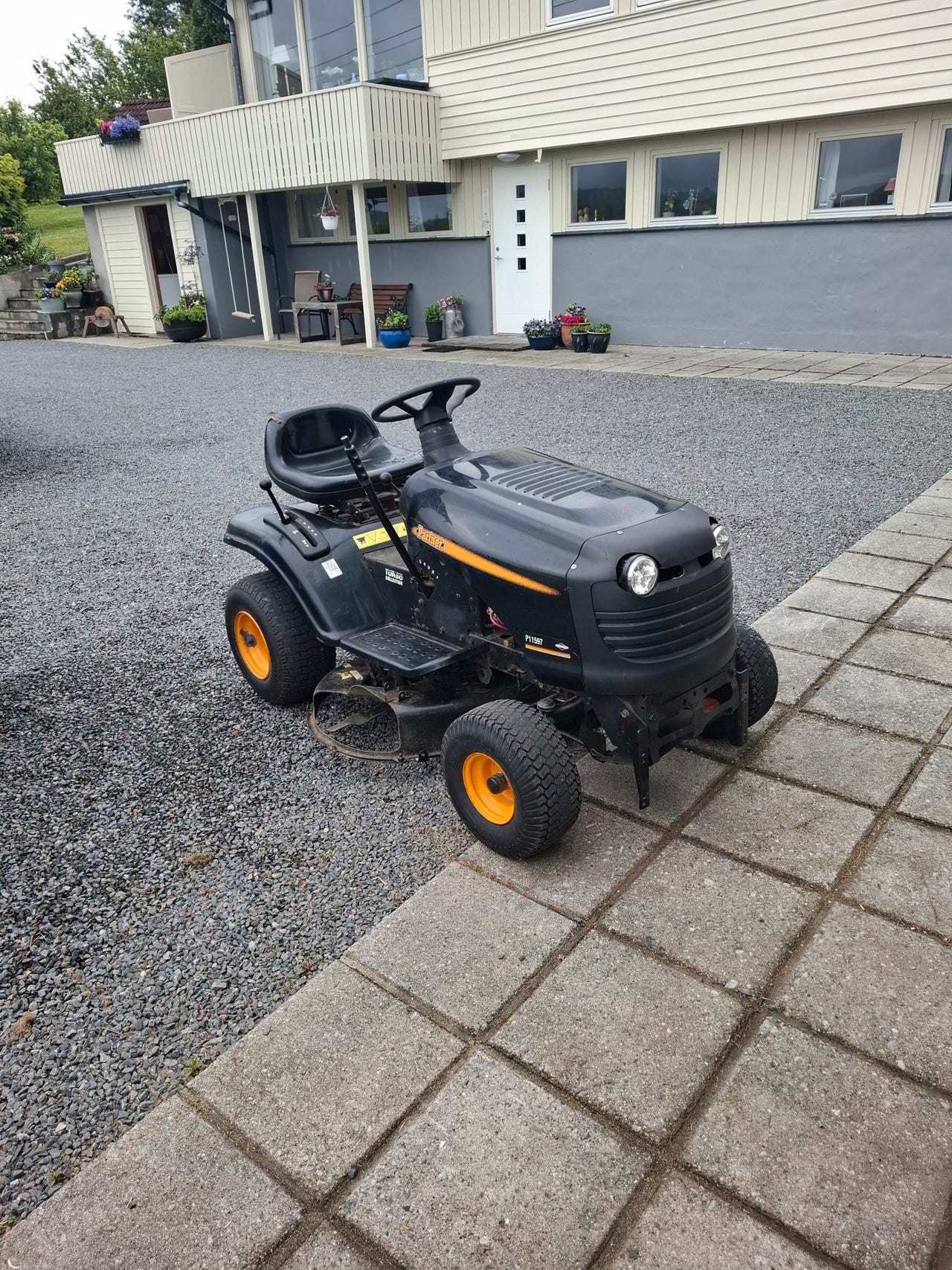 Plentraktor Partner p 11597 selges 6000 kr | FINN-torget