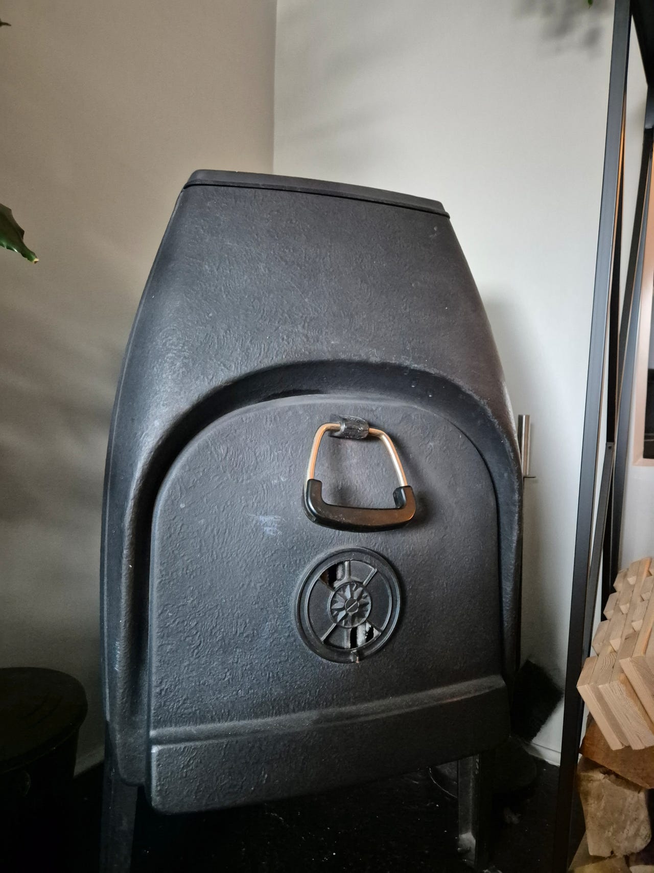 Eldre Jøtul vedovn til salgs | FINN-torget