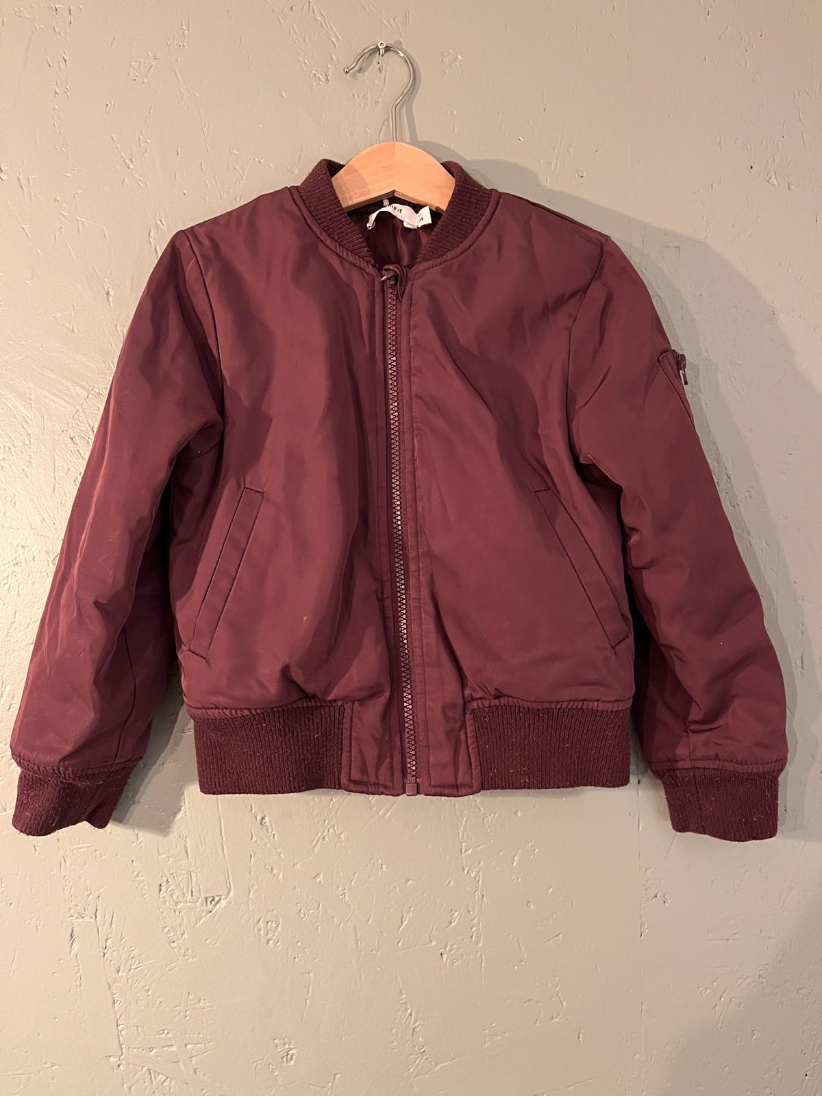 Kul bomberjakke, perfekt for kjølig vår! Str 116 | FINN-torget