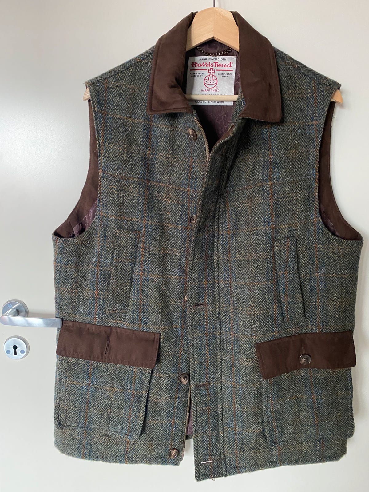 Harris Tweed vest, håndhevet tweed, str m/l, bucktrout clothing | FINN ...