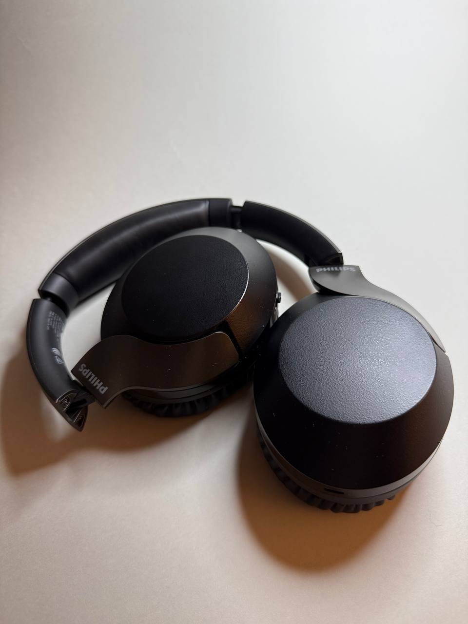 Brukt trådløse hodetelefoner PHILIPS TAPH805 | FINN-torget