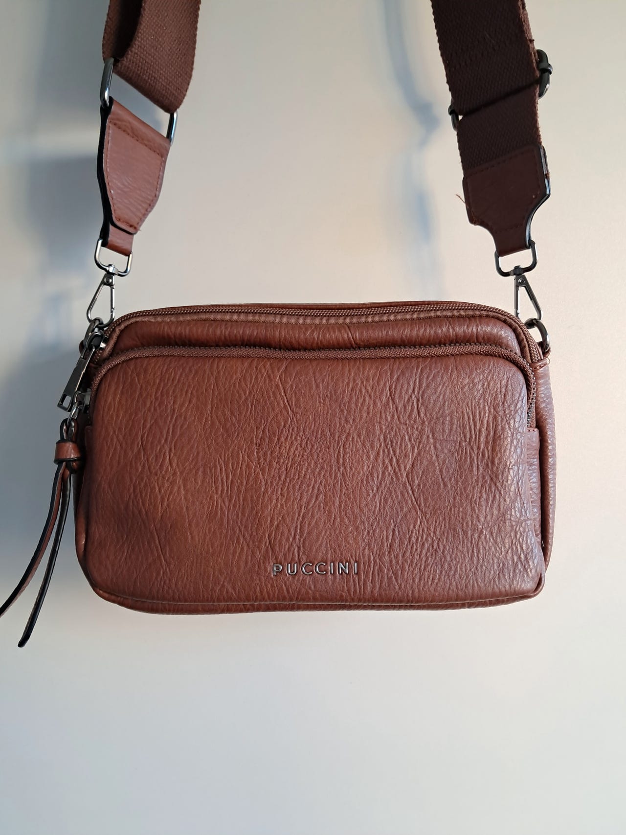 Brun skulderveske: Puccini | FINN-torget