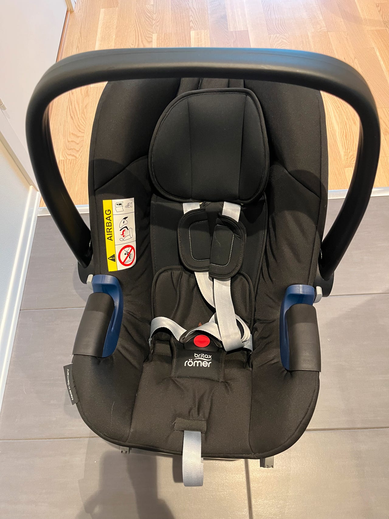 Britax baby safe2 i-size med flex base | FINN-torget