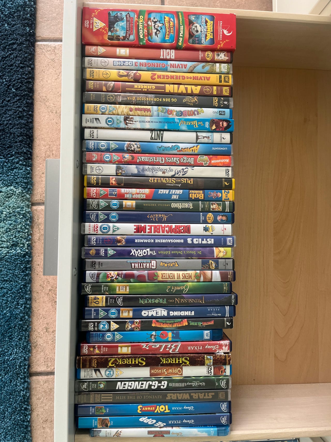 Barne DVD | FINN-torget