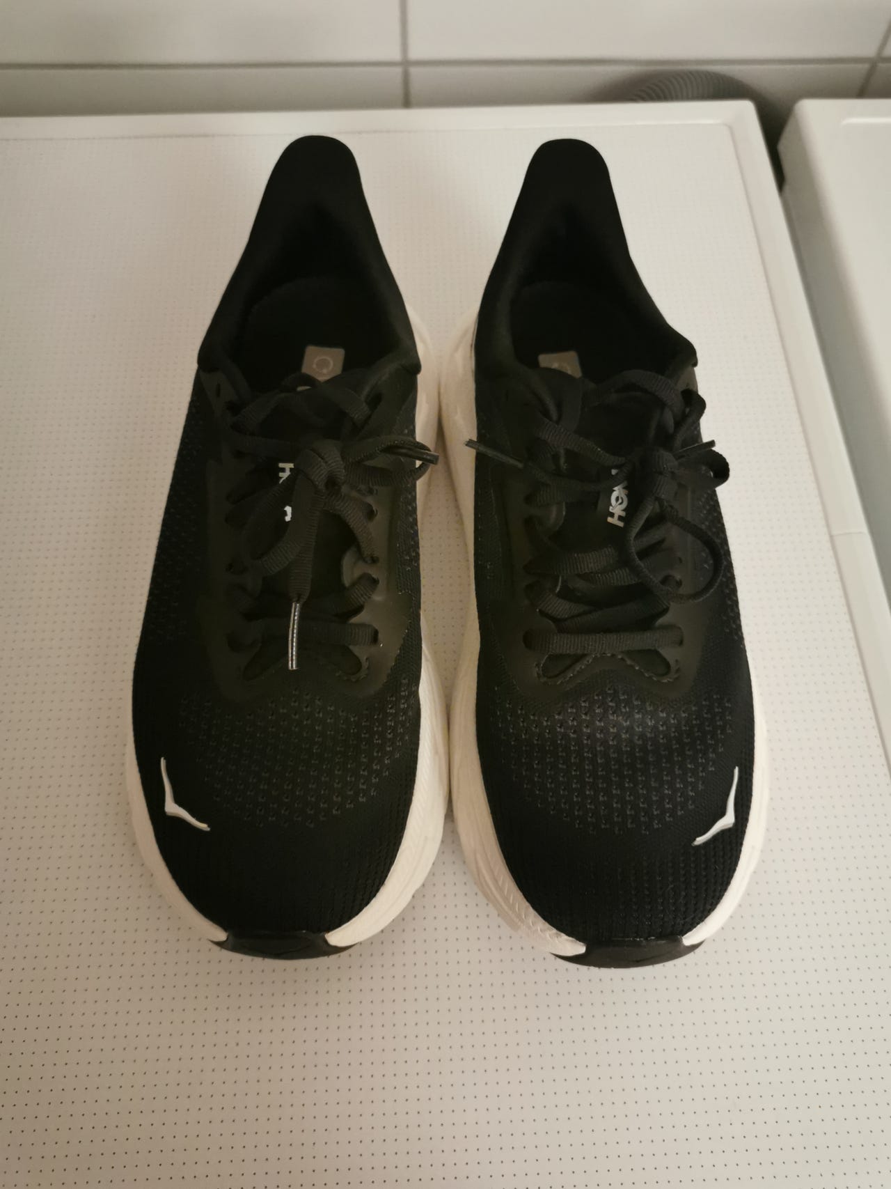 Hoka Arahi 7 Wide str. 38 2/3 | FINN-torget