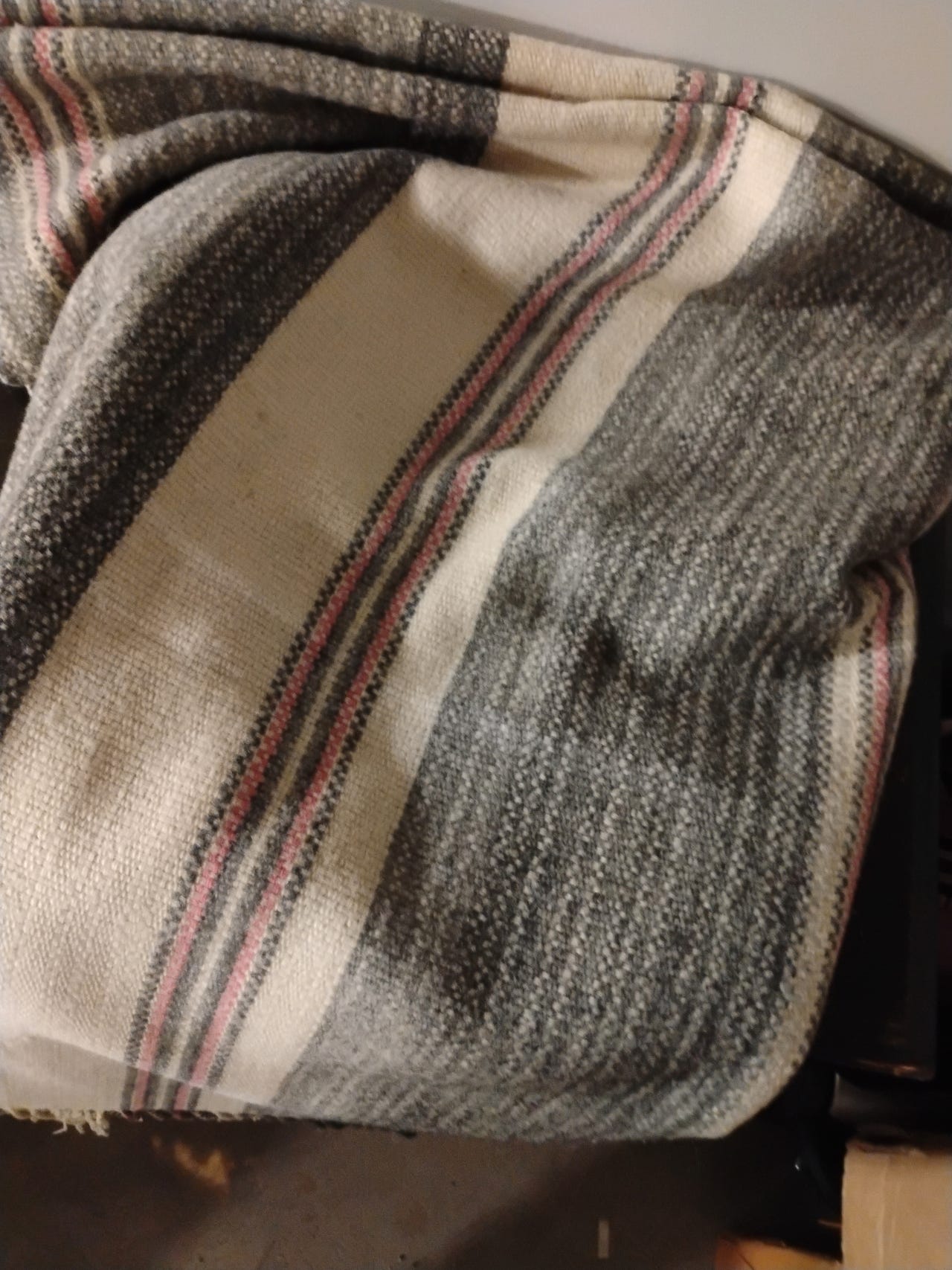 Berger pledd i ull - pent brukt | FINN-torget